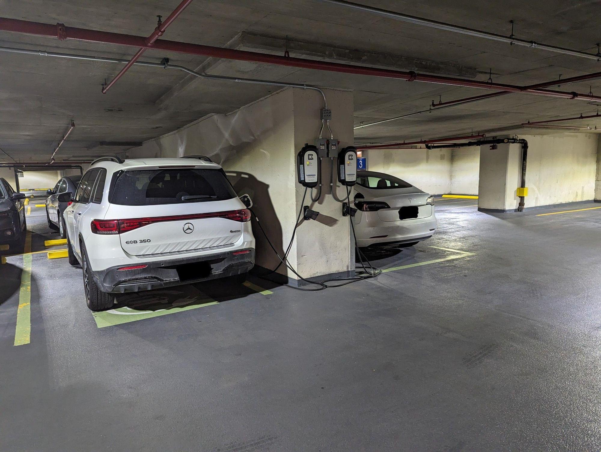 Citadel Center Parking | Chicago, IL | EV Station