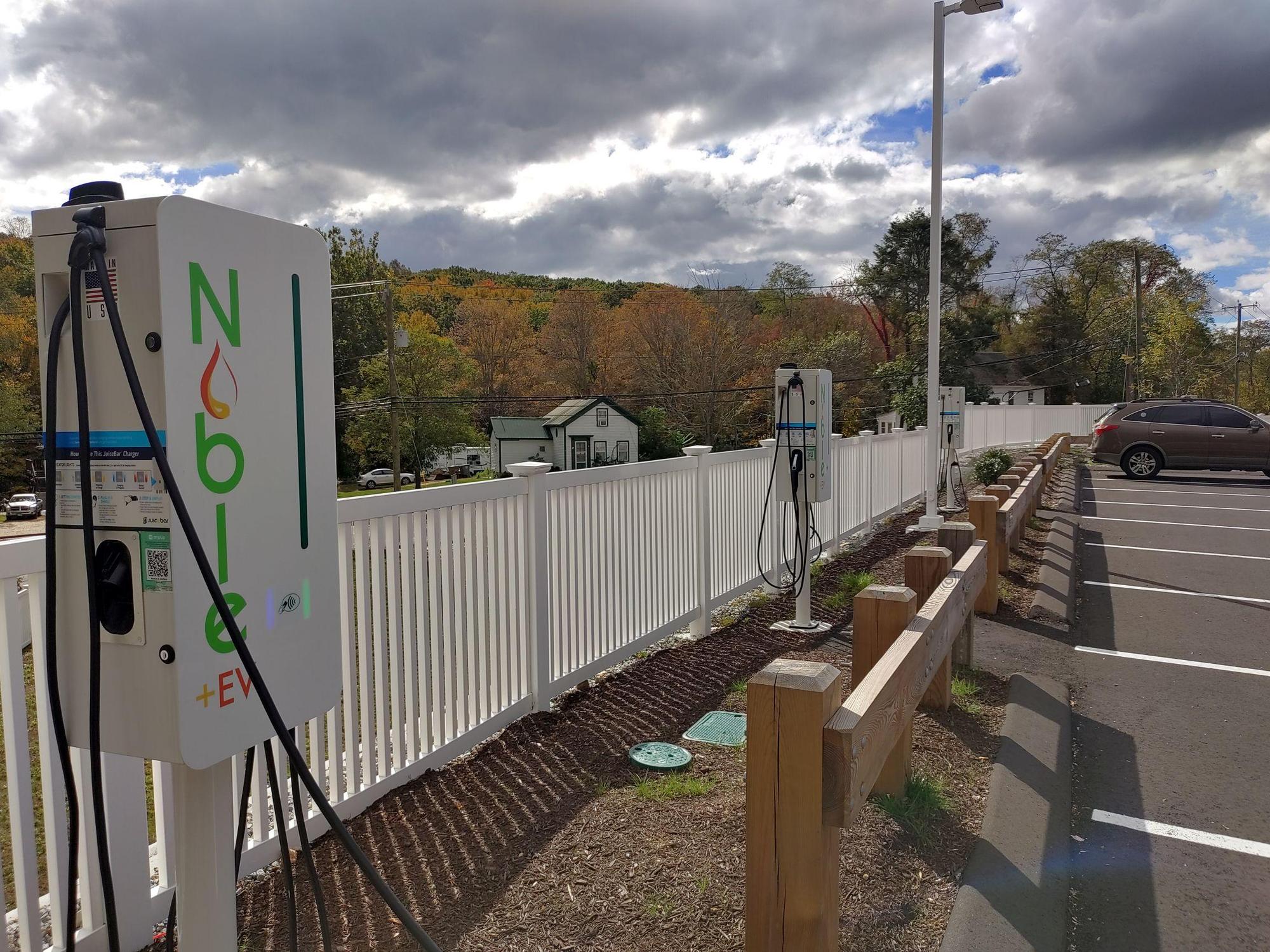 Noble Gas Station | East Lyme, CT | EV Station