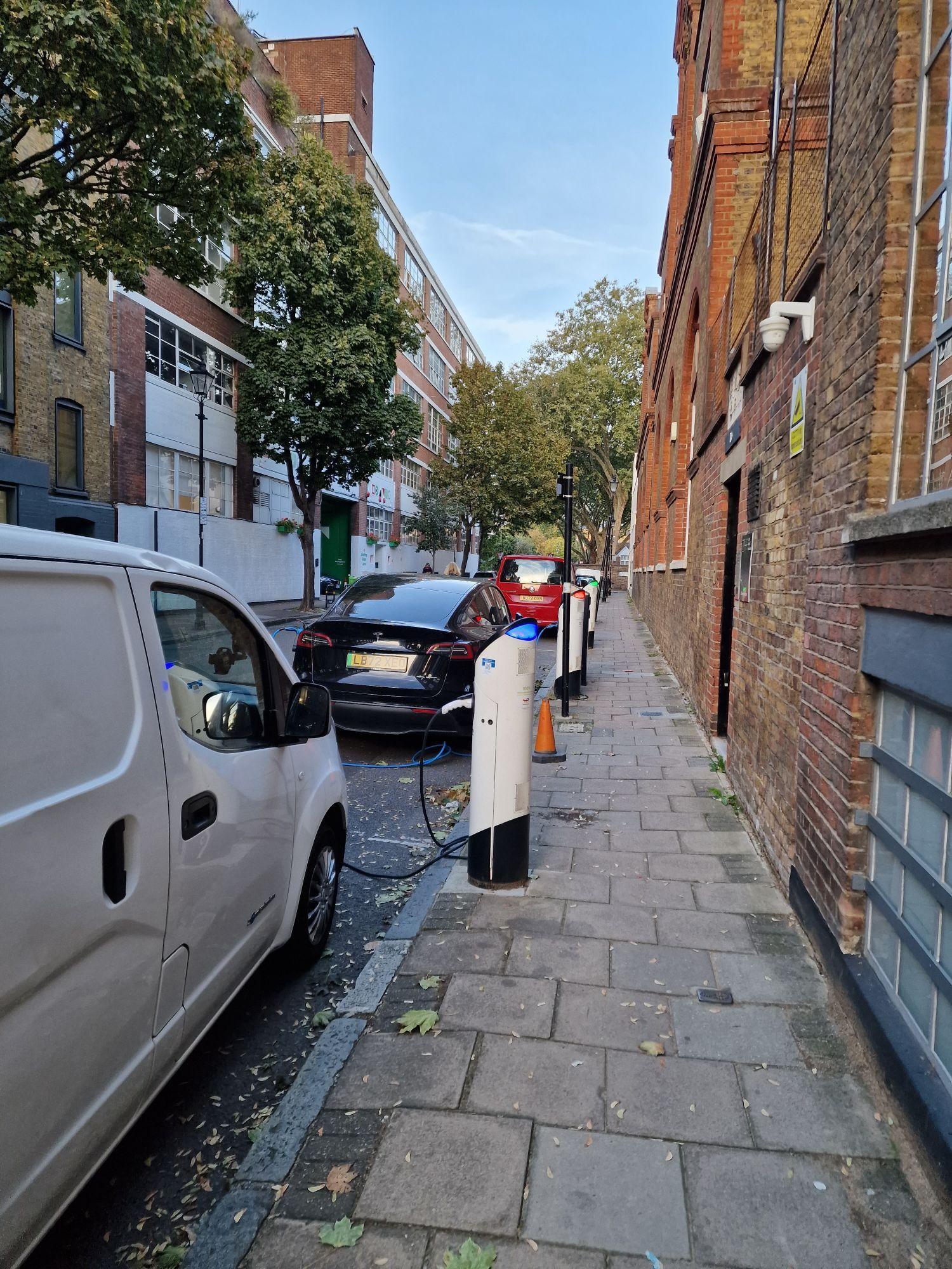 Bowling Green Lane Parking | 10 Bowling Green Ln, London EC1R 0BQ, UK ...