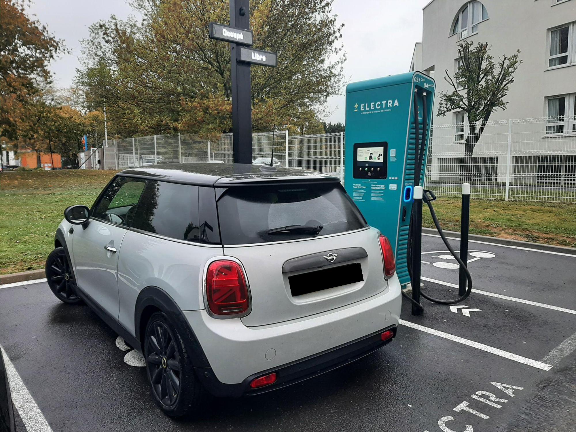 French Cantine | Villepinte, IDF | EV Station