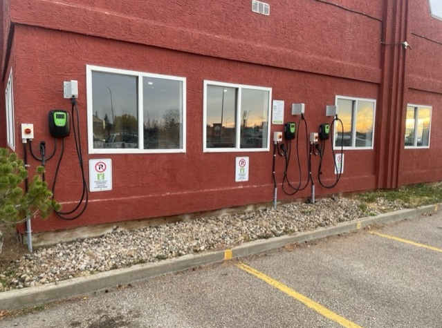 Super 8 by Wyndham Swift Current | Swift Current, SK | EV Station