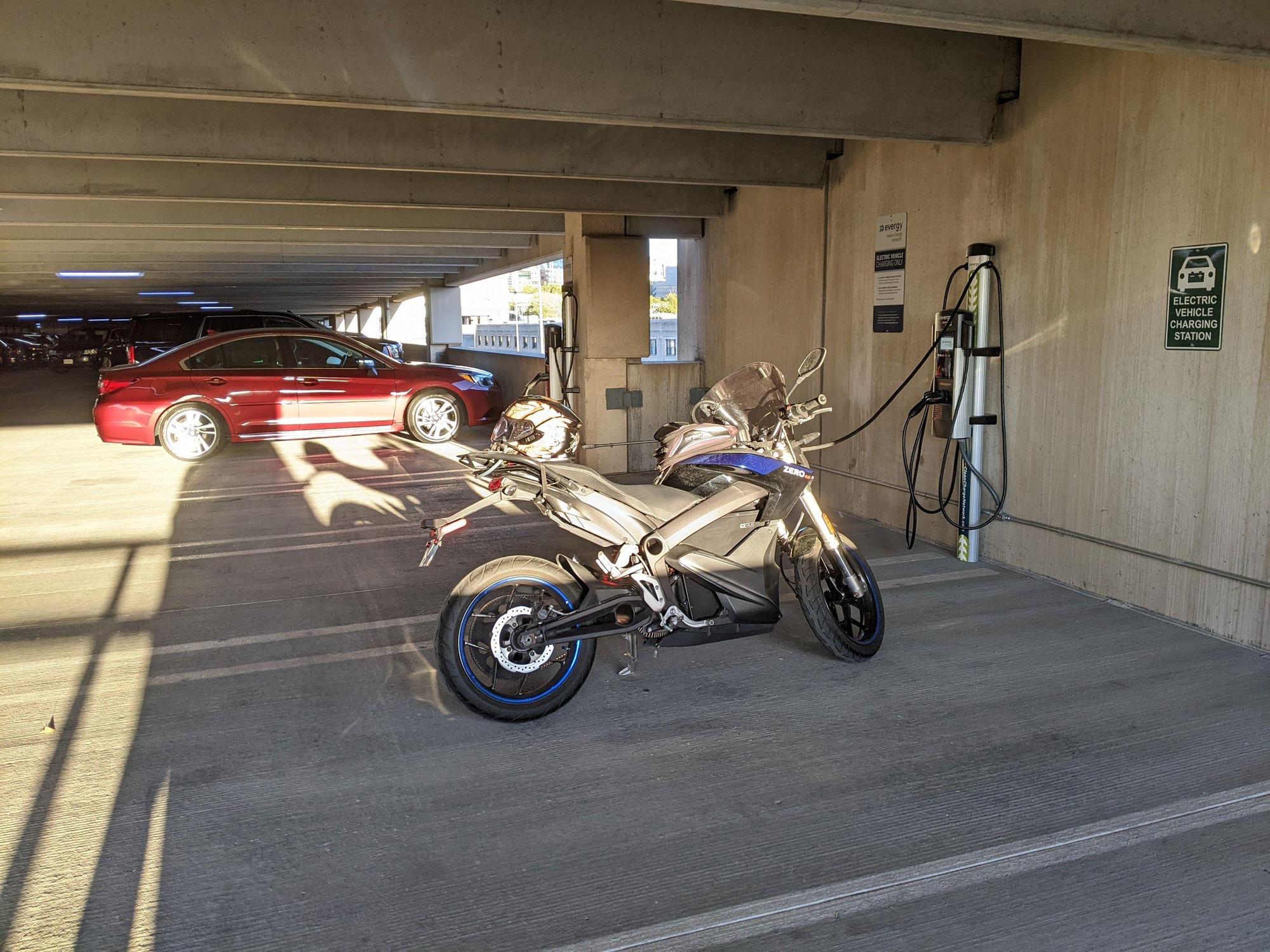 Union Station Parking Garage | KCMO, MO | EV Station