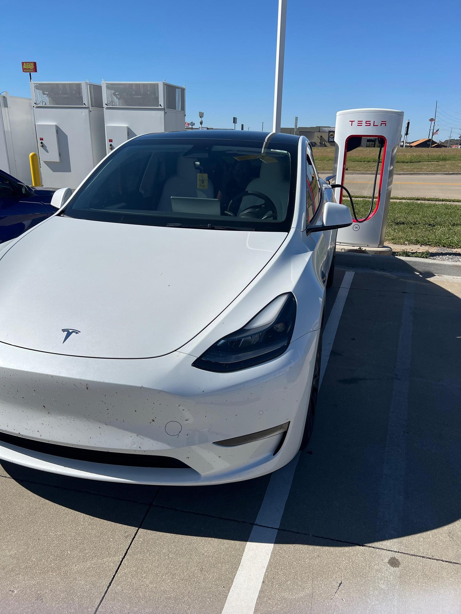 Mach 1 | Marion, IL | EV Station