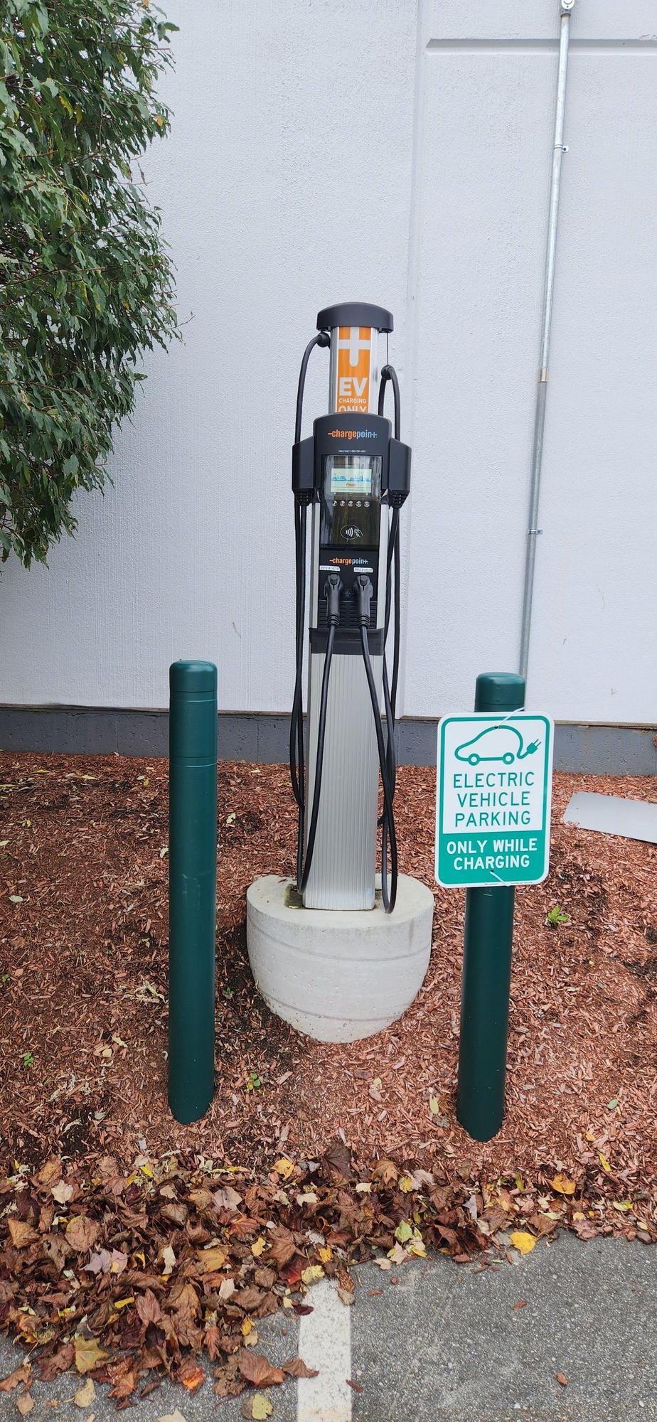 Symbotic, LLC - ITC | Wilmington, MA | EV Station