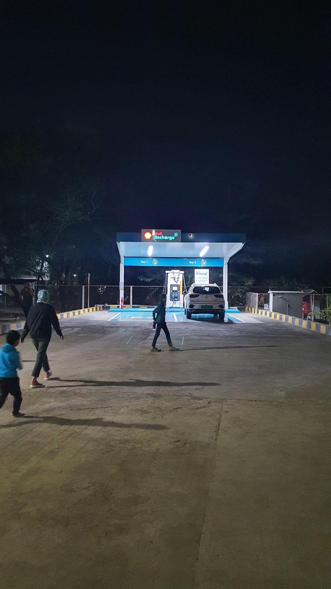 Shell Recharge Varve(NH 48 - Pune Bangalore highway) | Shivare, MH | EV ...