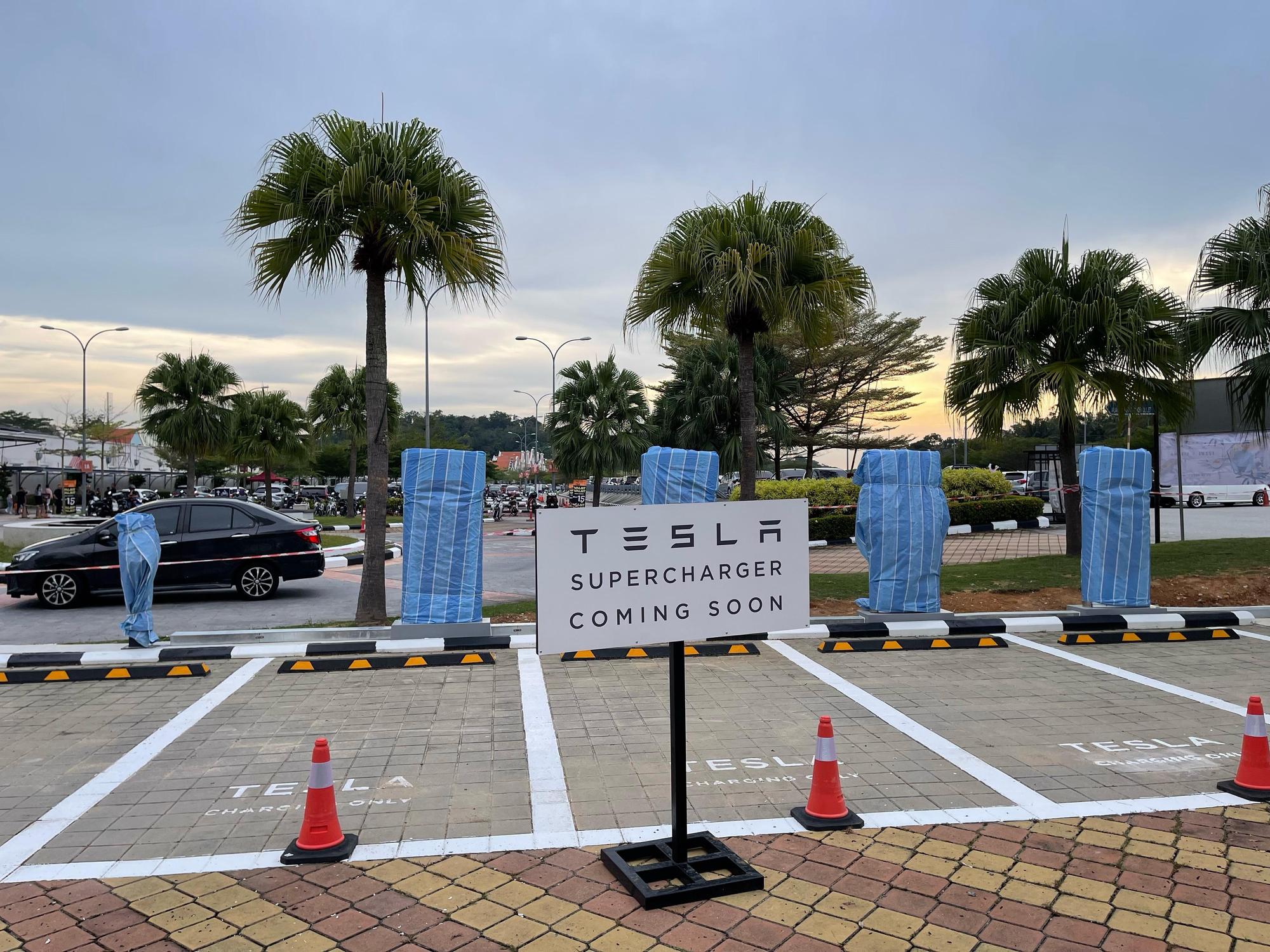 Jalan Kemus / Sempang Ampat | Alor Gajah, Melaka | EV Station