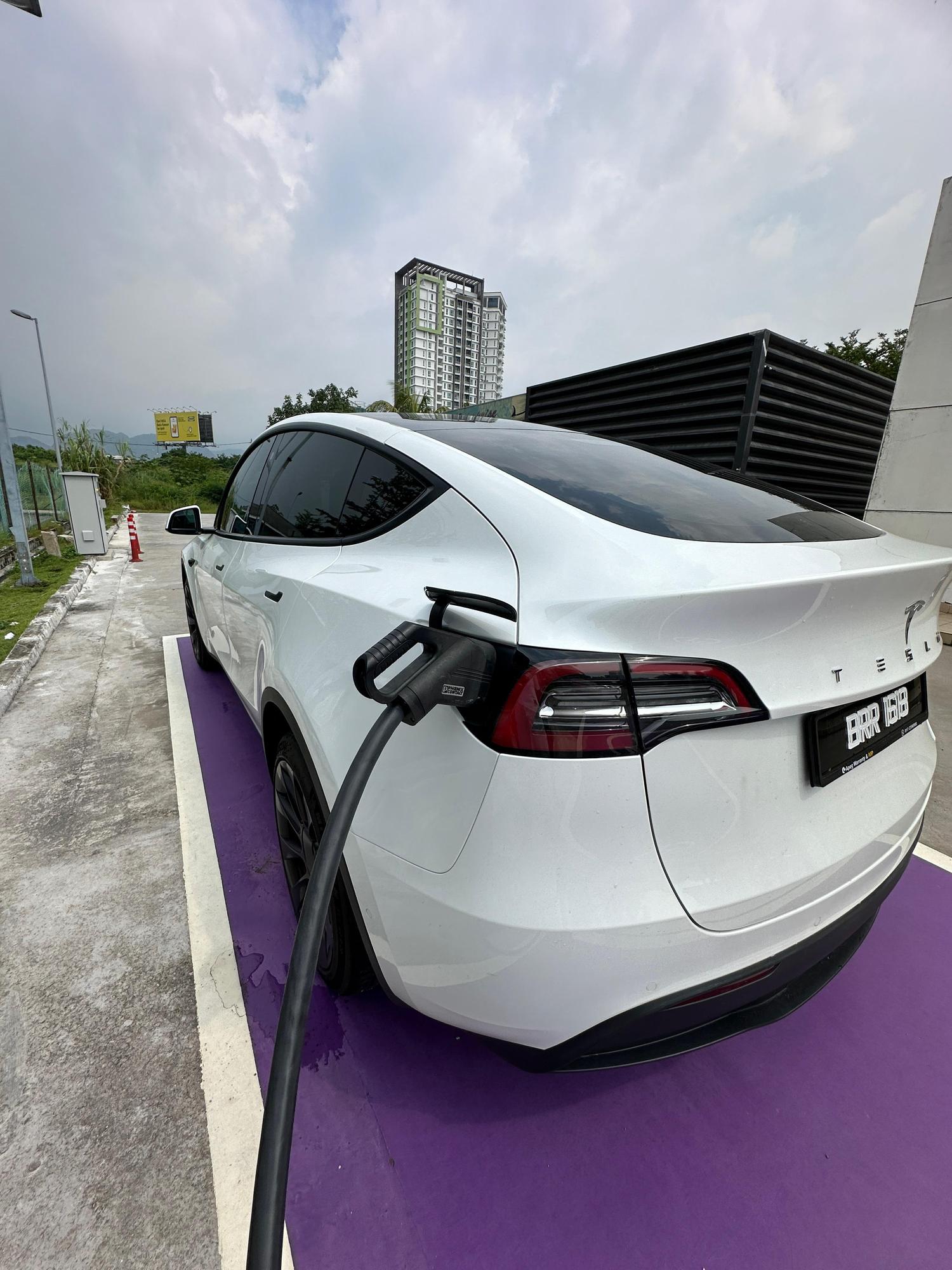 Petronas Jalan Sultan Azlan Shah Ipoh | Ipoh, Perak | EV Station