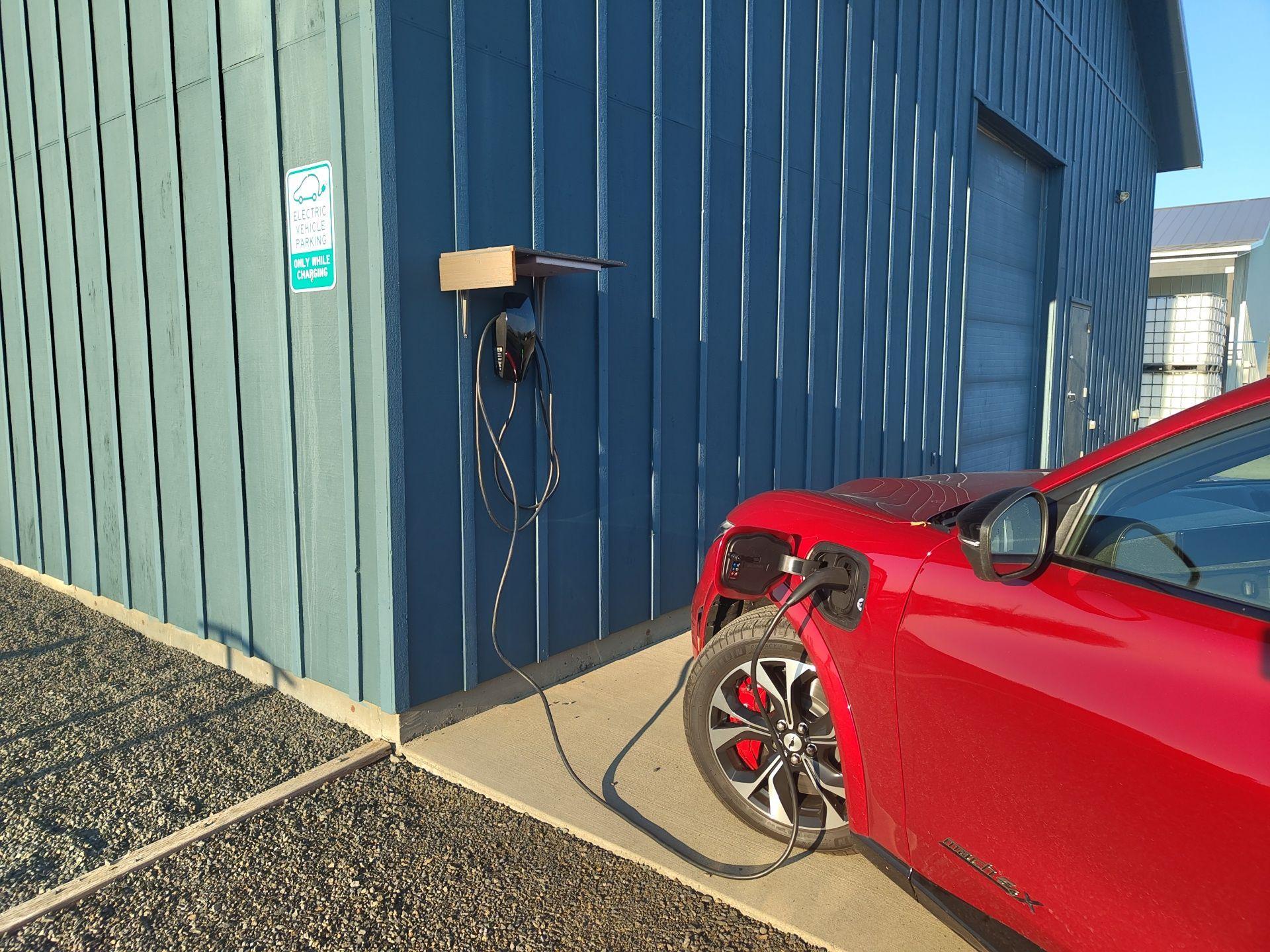 Isenhower Cellars | Walla Walla, WA | EV Station
