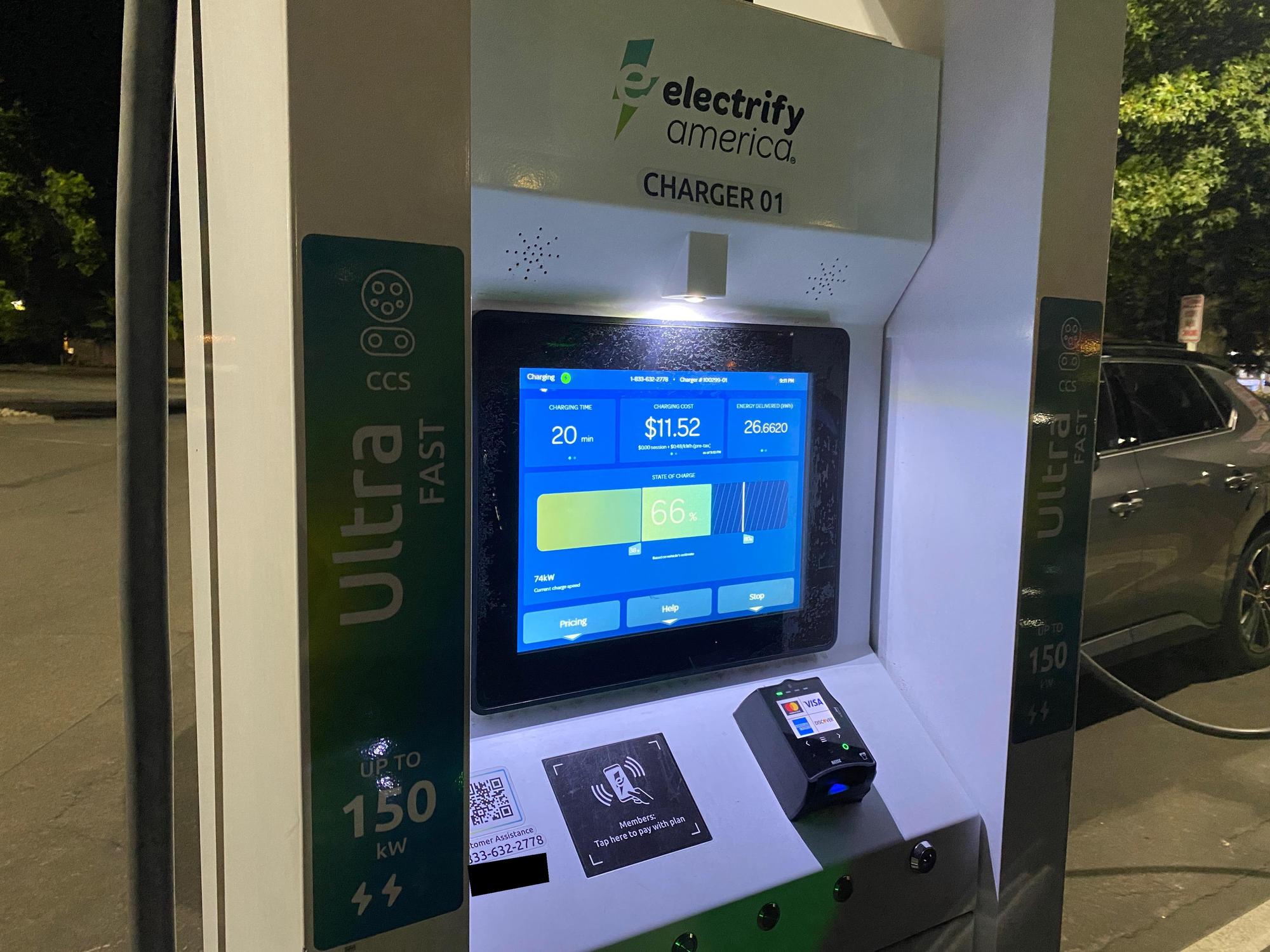 Walmart | Tulare, CA | EV Station