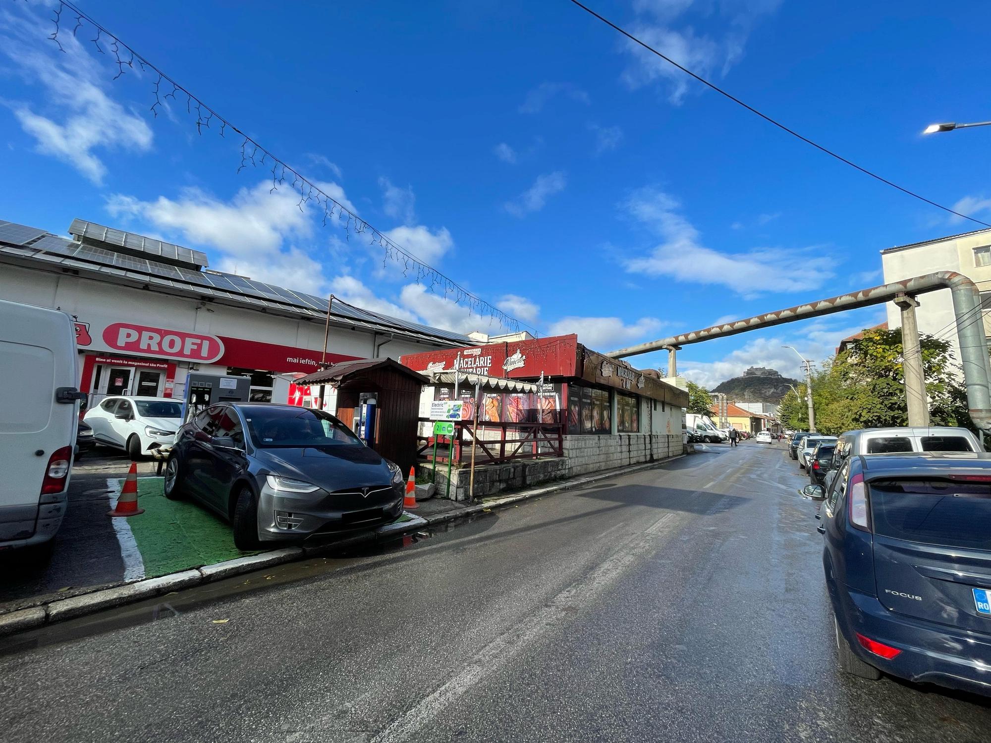 GB Prodcom Impex | Deva, HD | EV Station