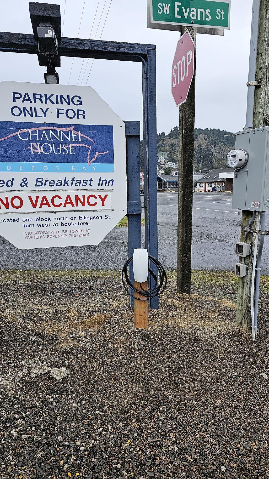 Channel House | Depoe Bay, OR | EV Station