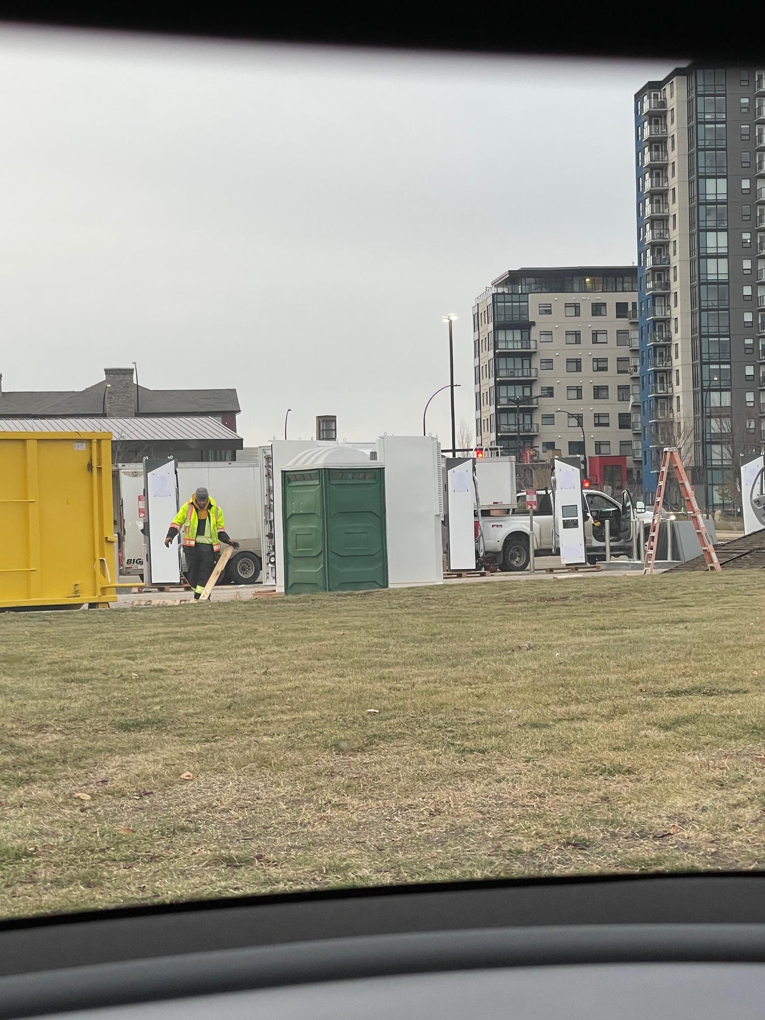 Canadian Tire | Edmonton, AB | EV Station