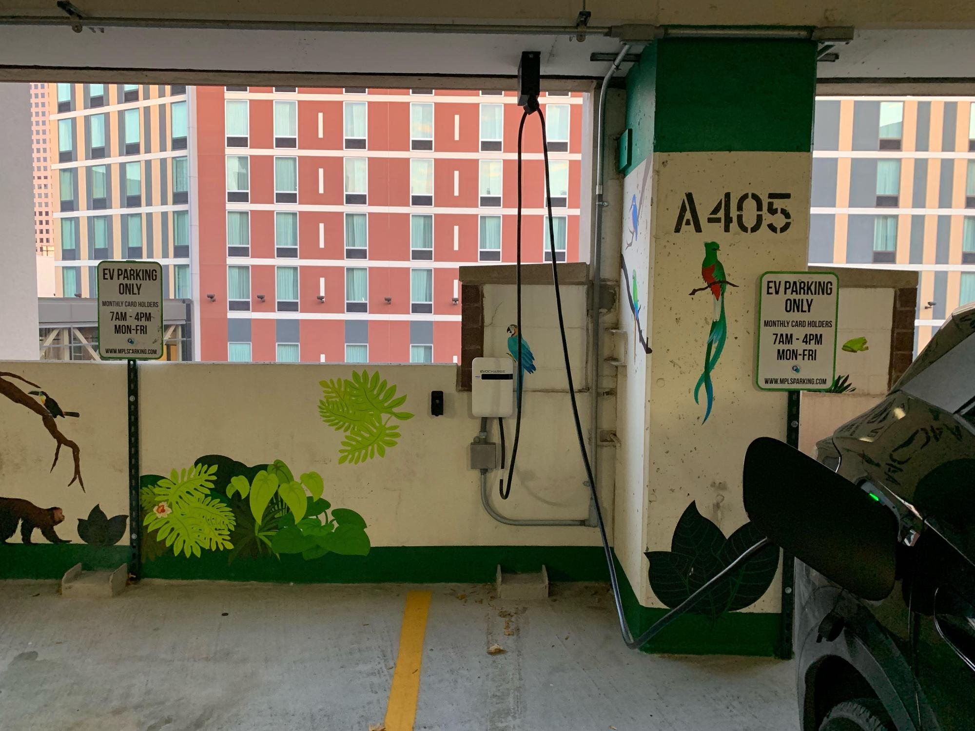 Hawthorne Ramp | Minneapolis, MN | EV Station