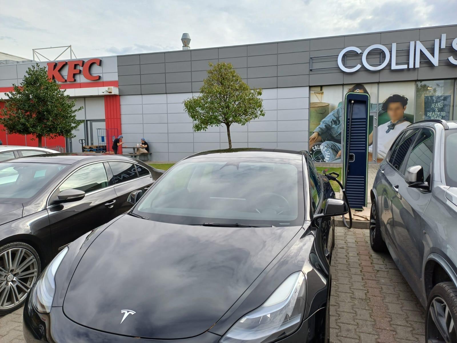 LOTUS Center (75 KW CCS) | Oradea, BH | EV Station