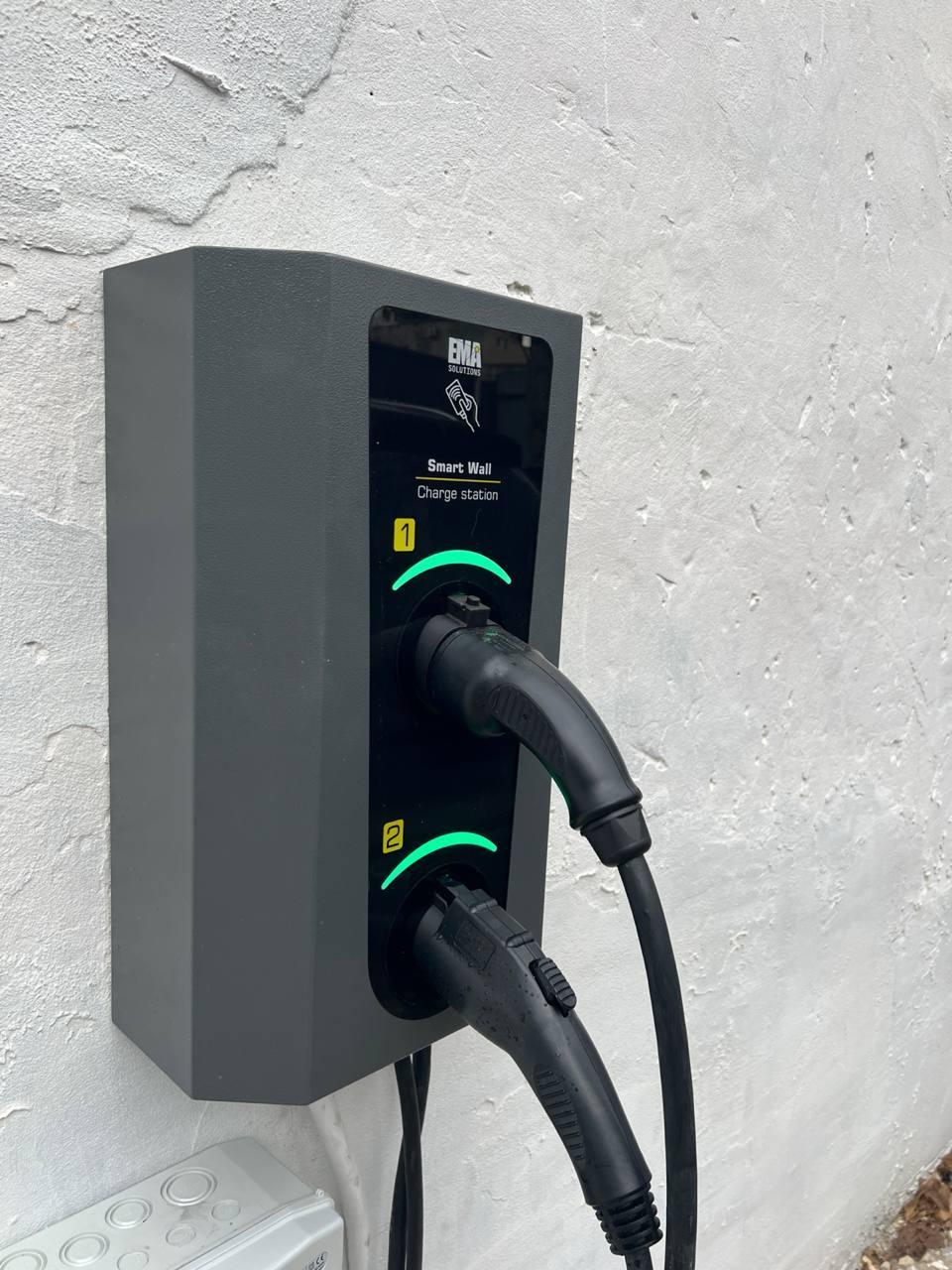 EMA VICTORIA DELUXE | Chernivtsi, Chernivets'ka oblast | EV Station