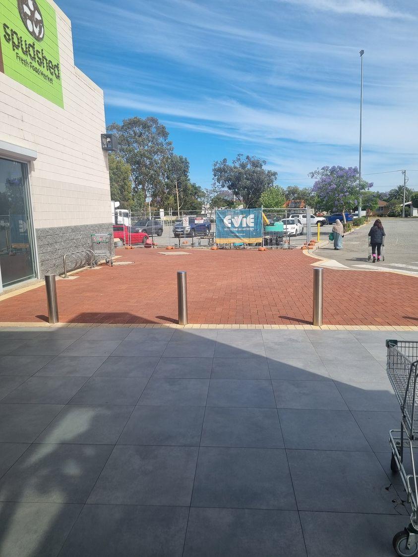 Thornlie Square Shopping Centre | Thornlie, WA | EV Station