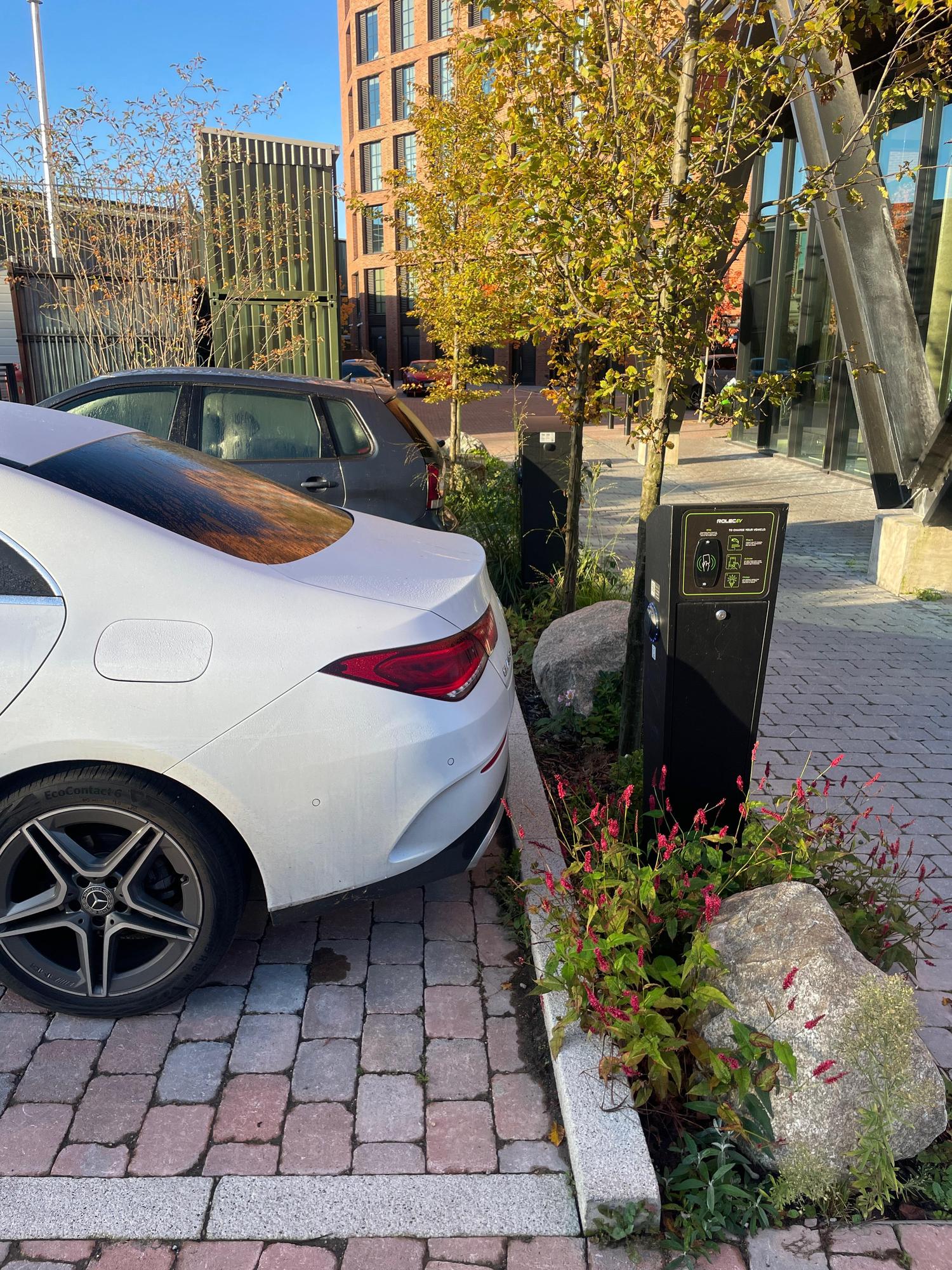 VendElectric | 21 Trewint St, London SW18 4HA | EV Station