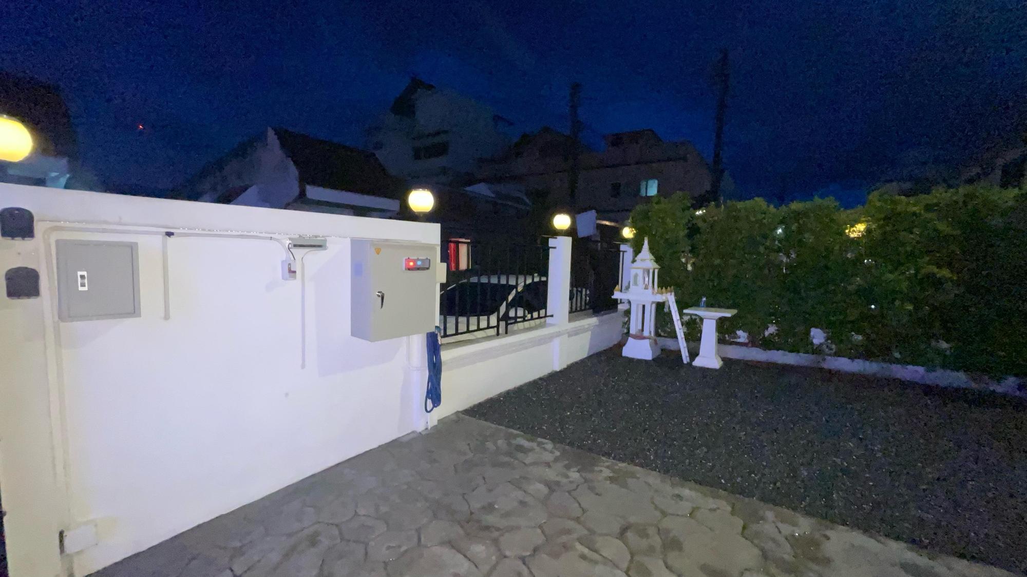 Baan salmon pool villa | Rim Tai, จ.เชียงใหม่ | EV Station