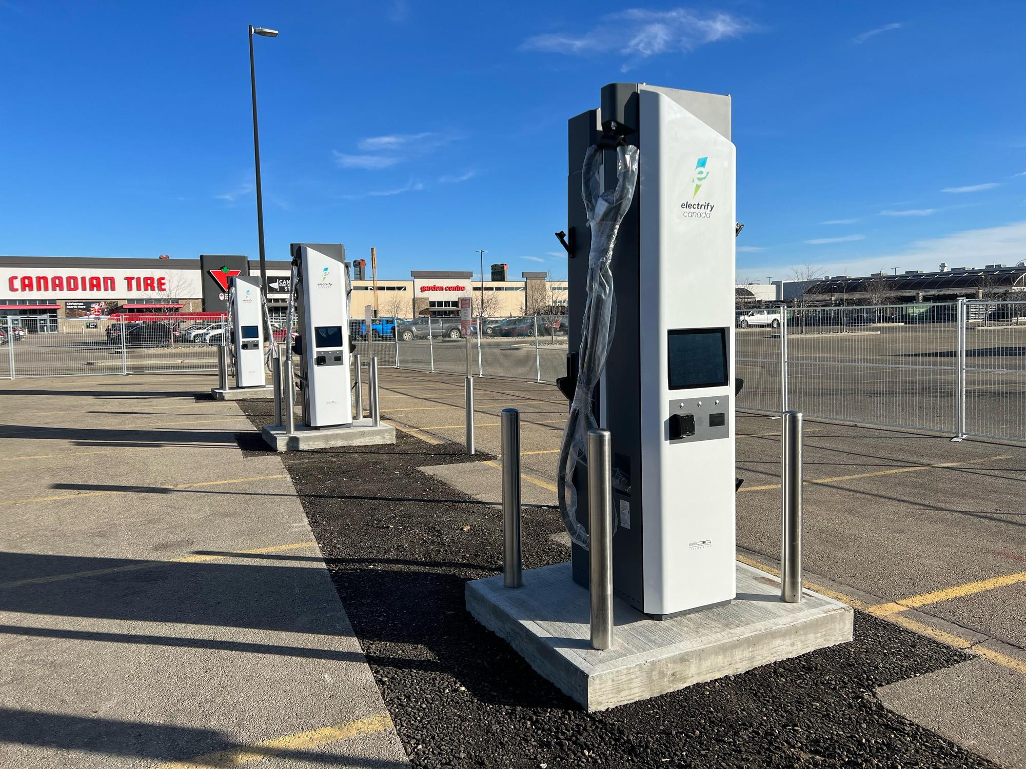 Canadian Tire | Edmonton, AB | EV Station