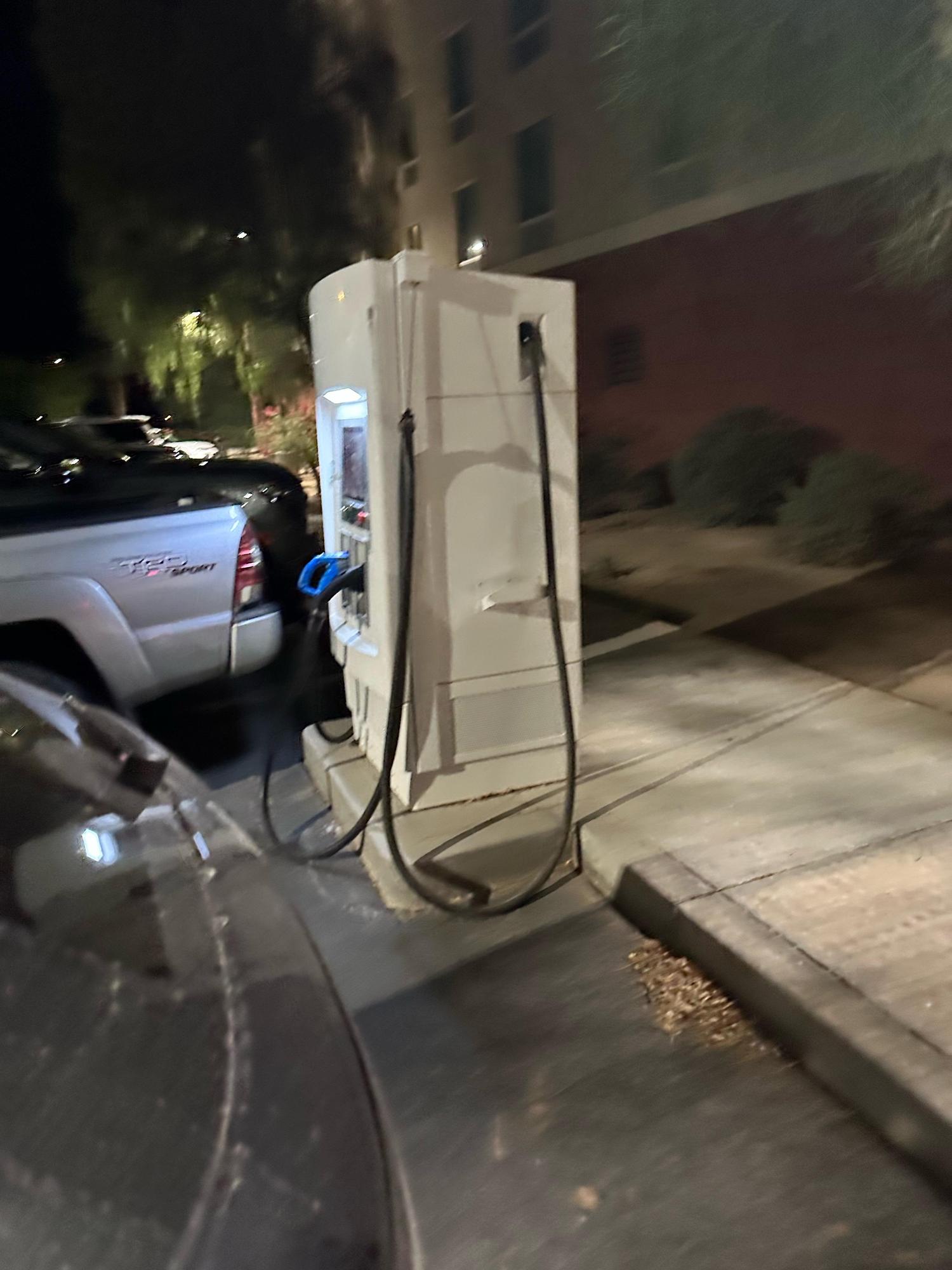 Hampton Inn & Suites Blythe | Blythe, CA | EV Station