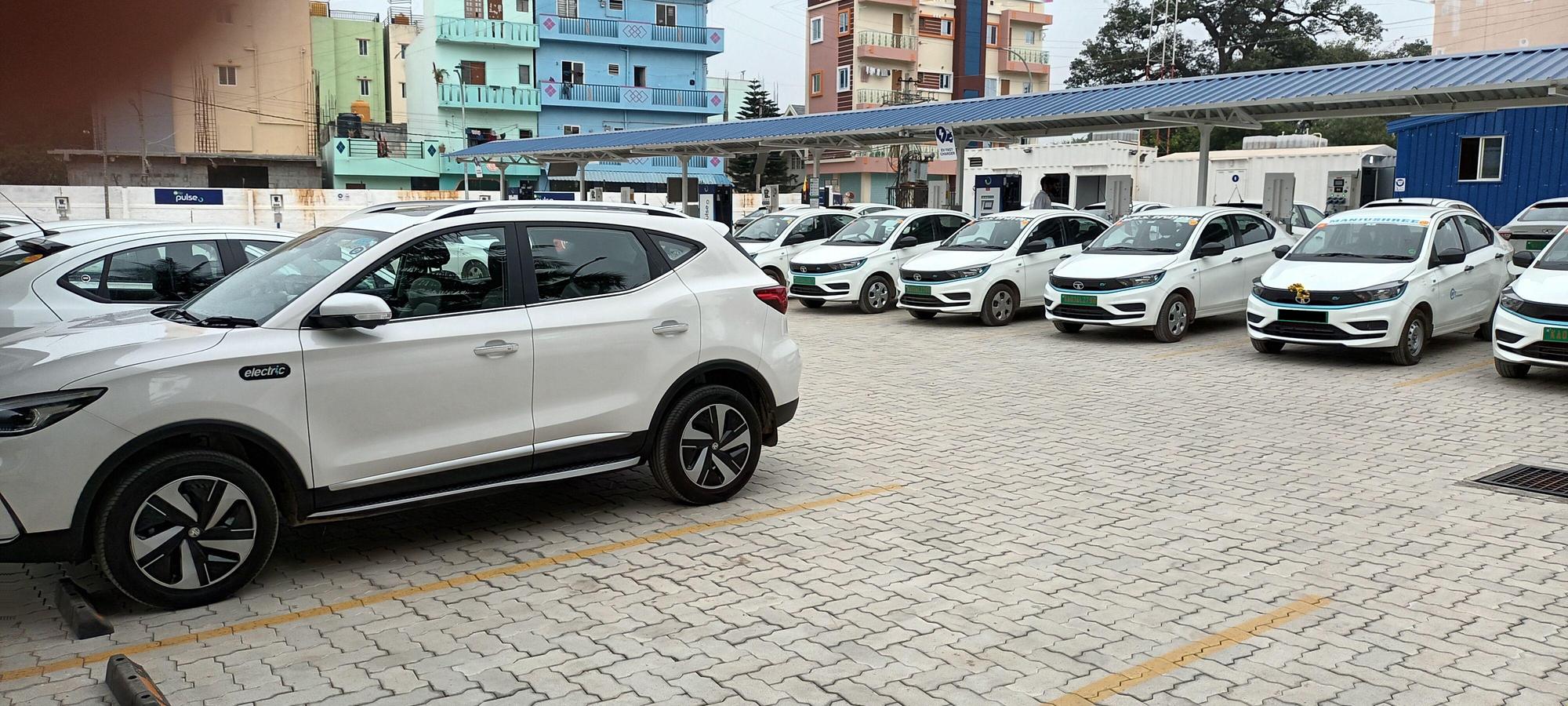 Jiobp Pulse Charging Hub - ECity Phase II | Bengaluru, KA | EV Station