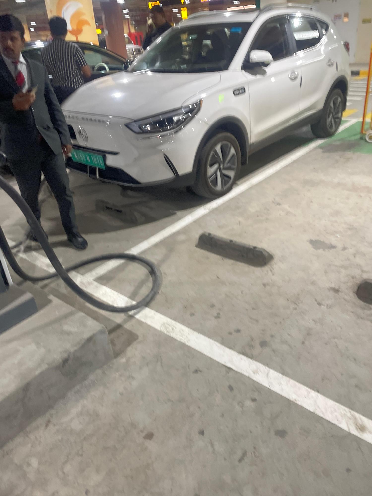 BLR Airport T2 Arrivals- MAVI Green Energy(60kw) | Bengaluru, KA | EV ...