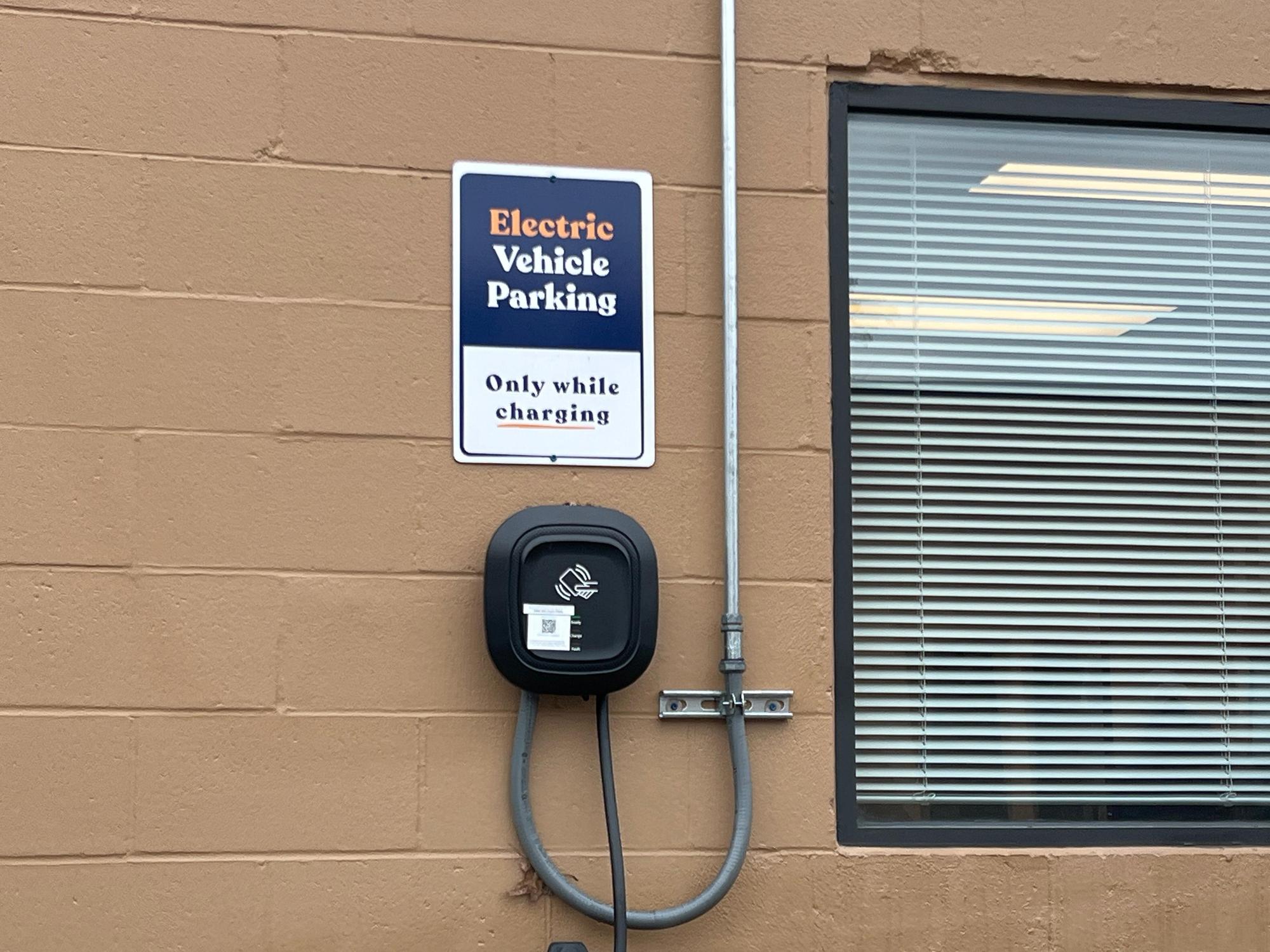 Atlantic Place Commerce Center | South Portland, ME | EV Station