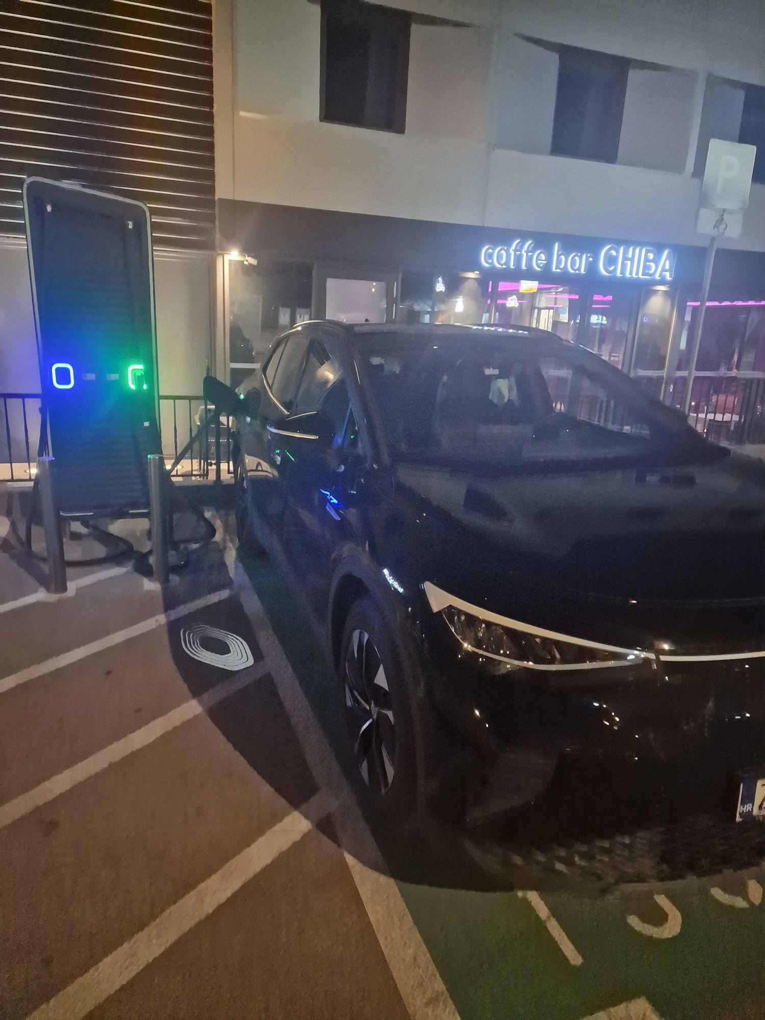 Hotel Batuda | Split, Splitsko-dalmatinska županija | EV Station