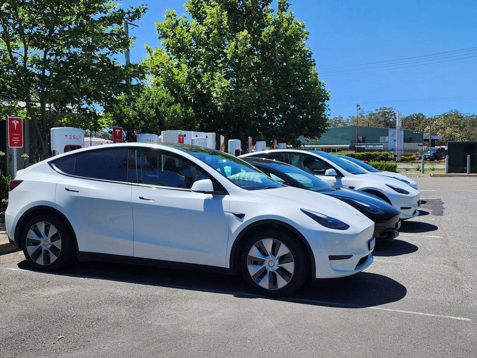 Country Comfort Motto Farm Motel - Newcastle Airport | Heatherbrae, NSW ...