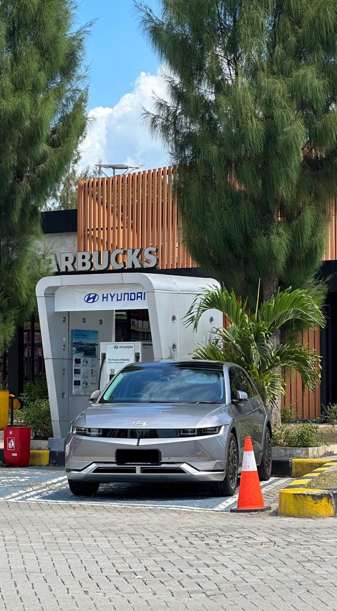 SPKLU Rest Area KM 207A Ruas Palikanci | 6HF6+WV4, Rest Area KM 207 ...