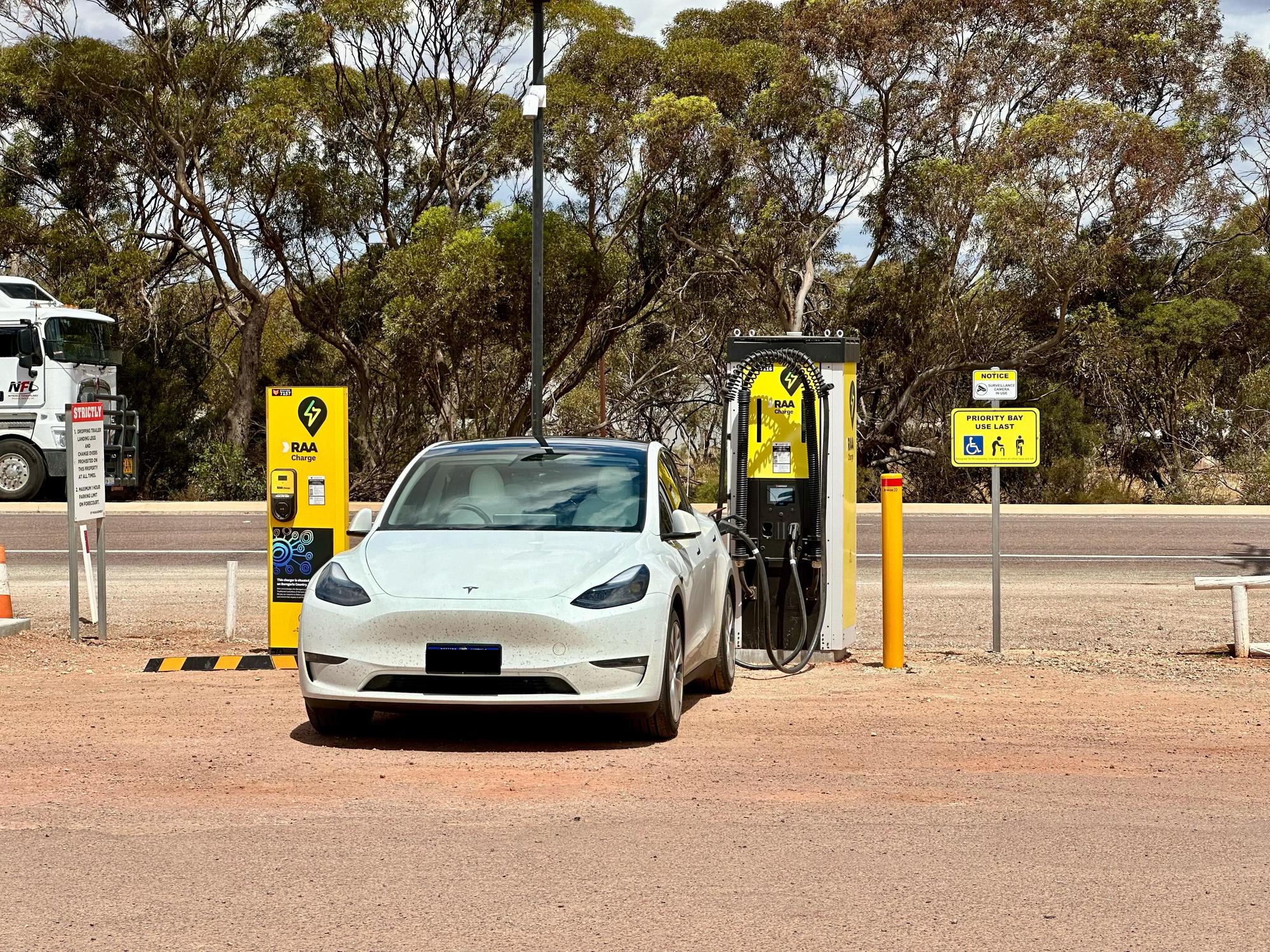 Kimba Motel & Roadhouse | Kimba, SA | EV Station