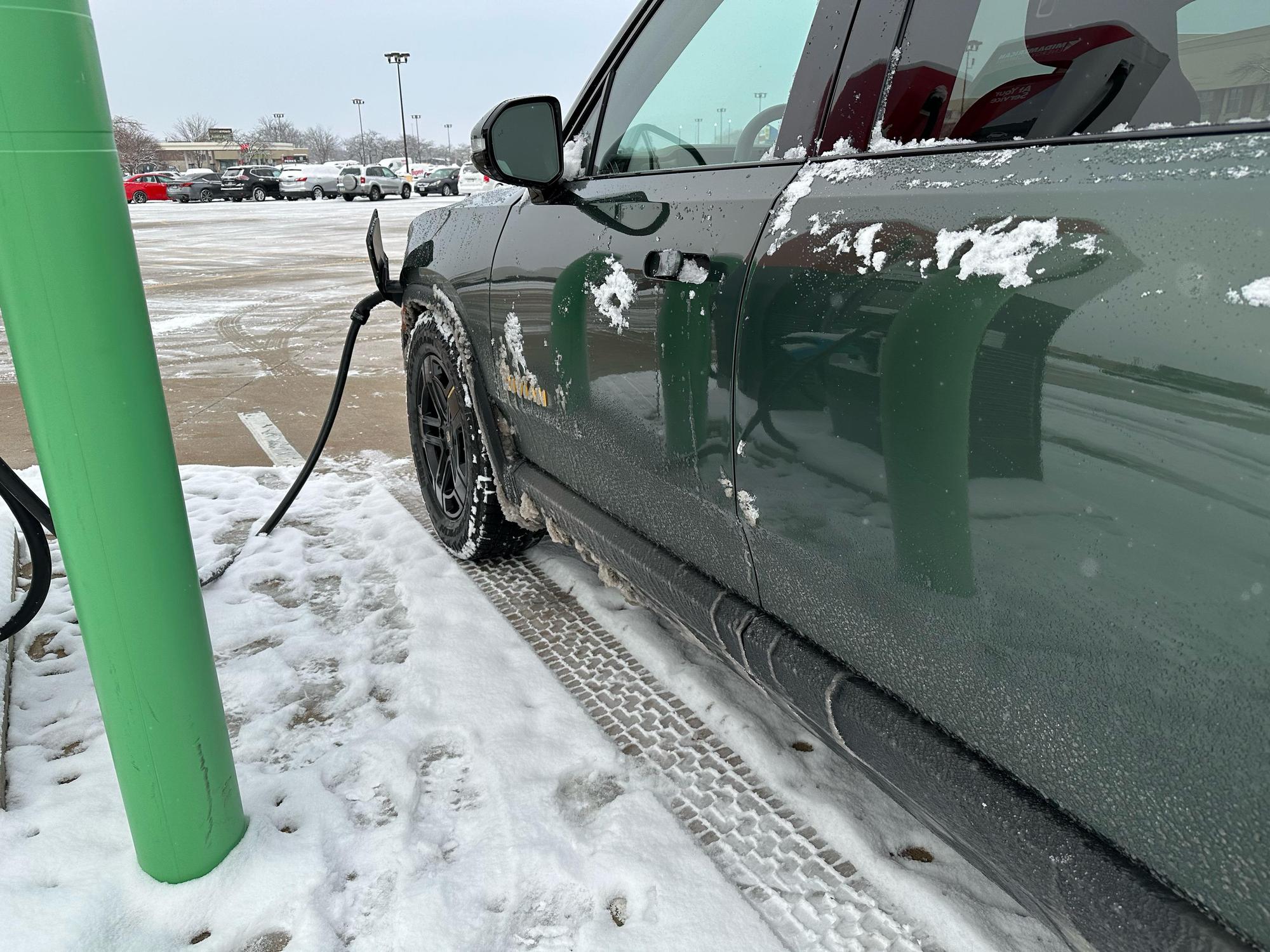 Hy-Vee (1) | Waterloo, IA | EV Station