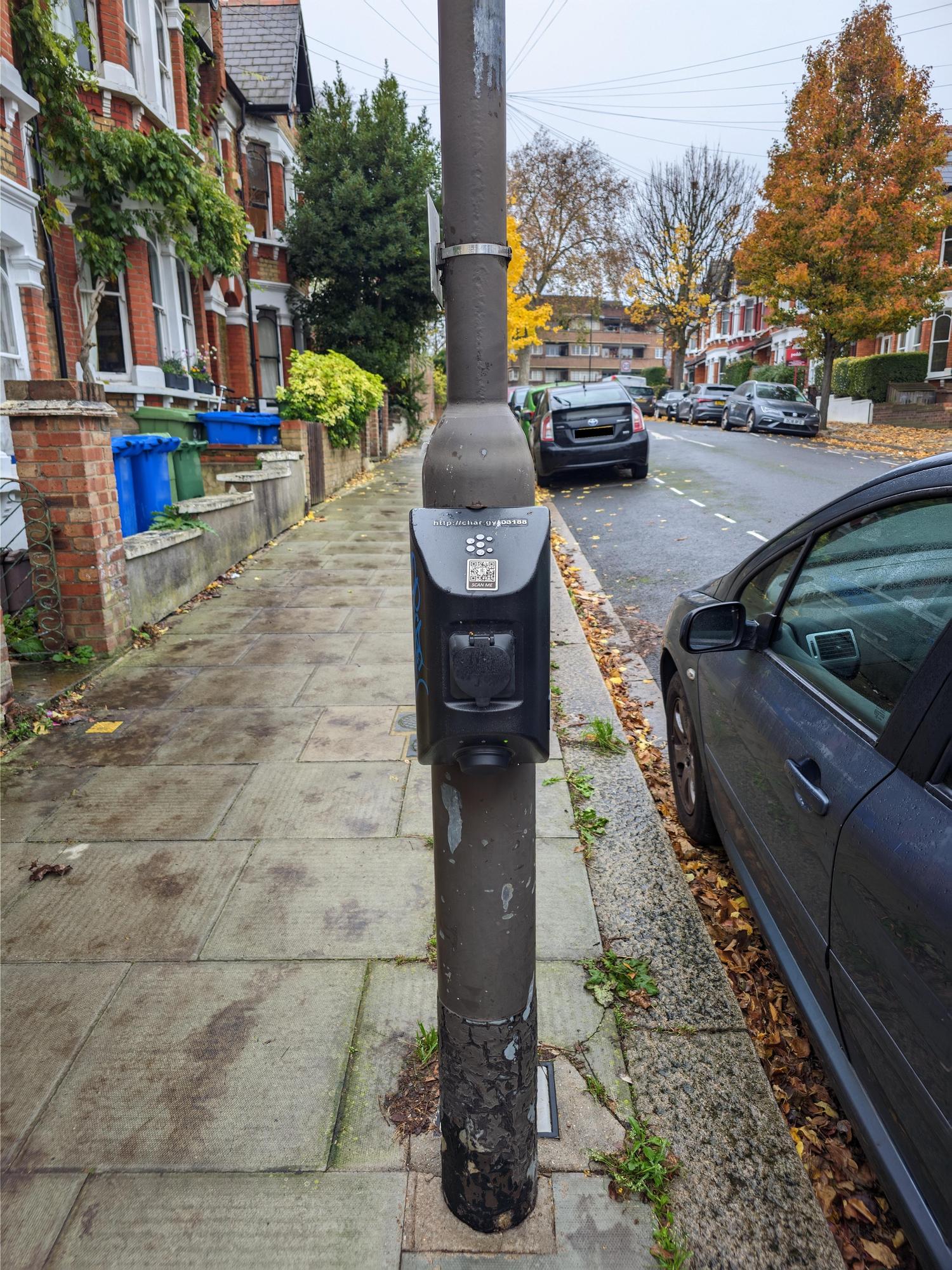 8 Danecroft Road | 8 Danecroft Road, SE24 9NZ | EV Station