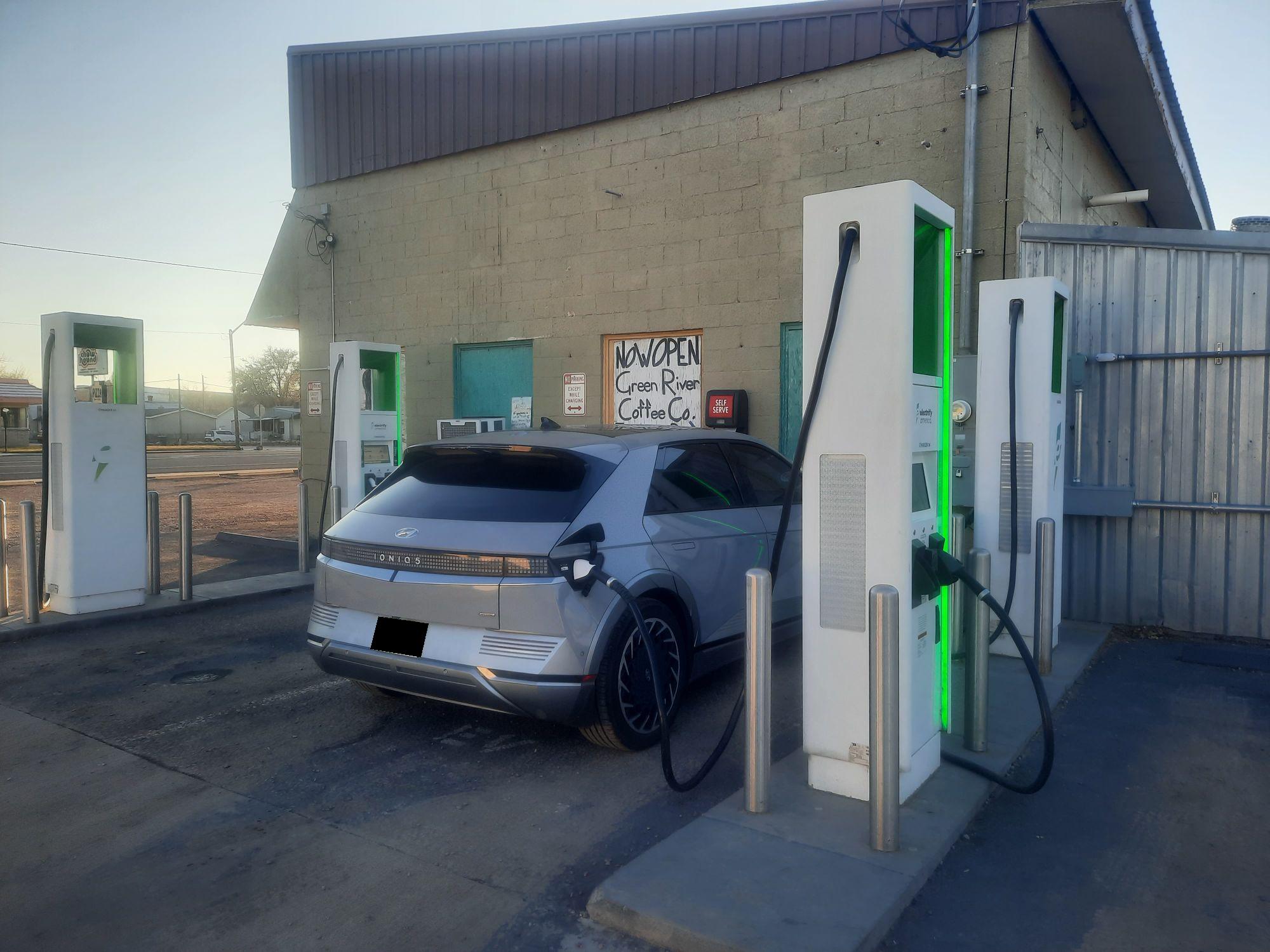 Green River Coffee | Green River, UT | EV Station