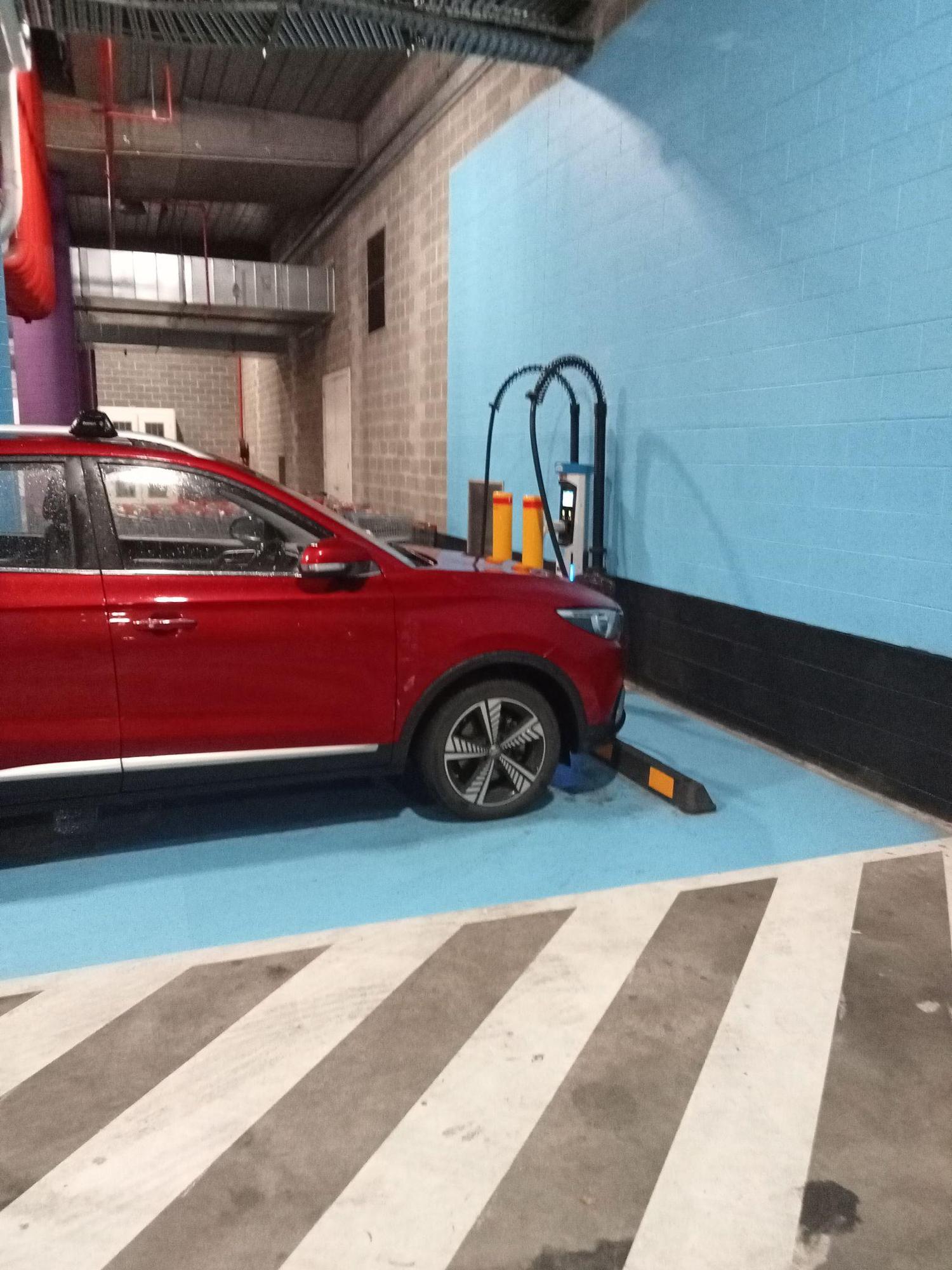 Victoria Gardens Shopping Centre - Car Park Purple Level | Richmond ...