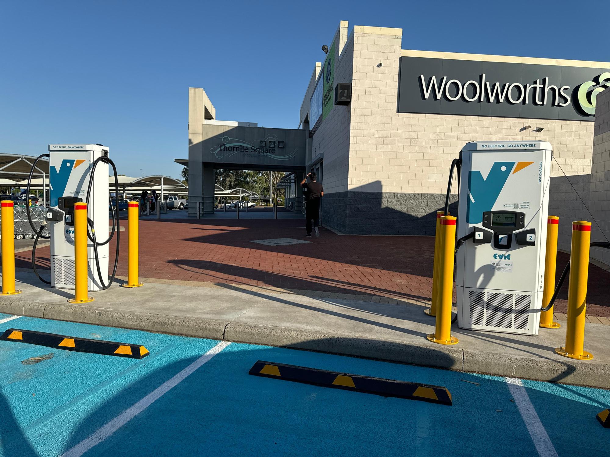 Thornlie Square Shopping Centre | Thornlie, WA | EV Station