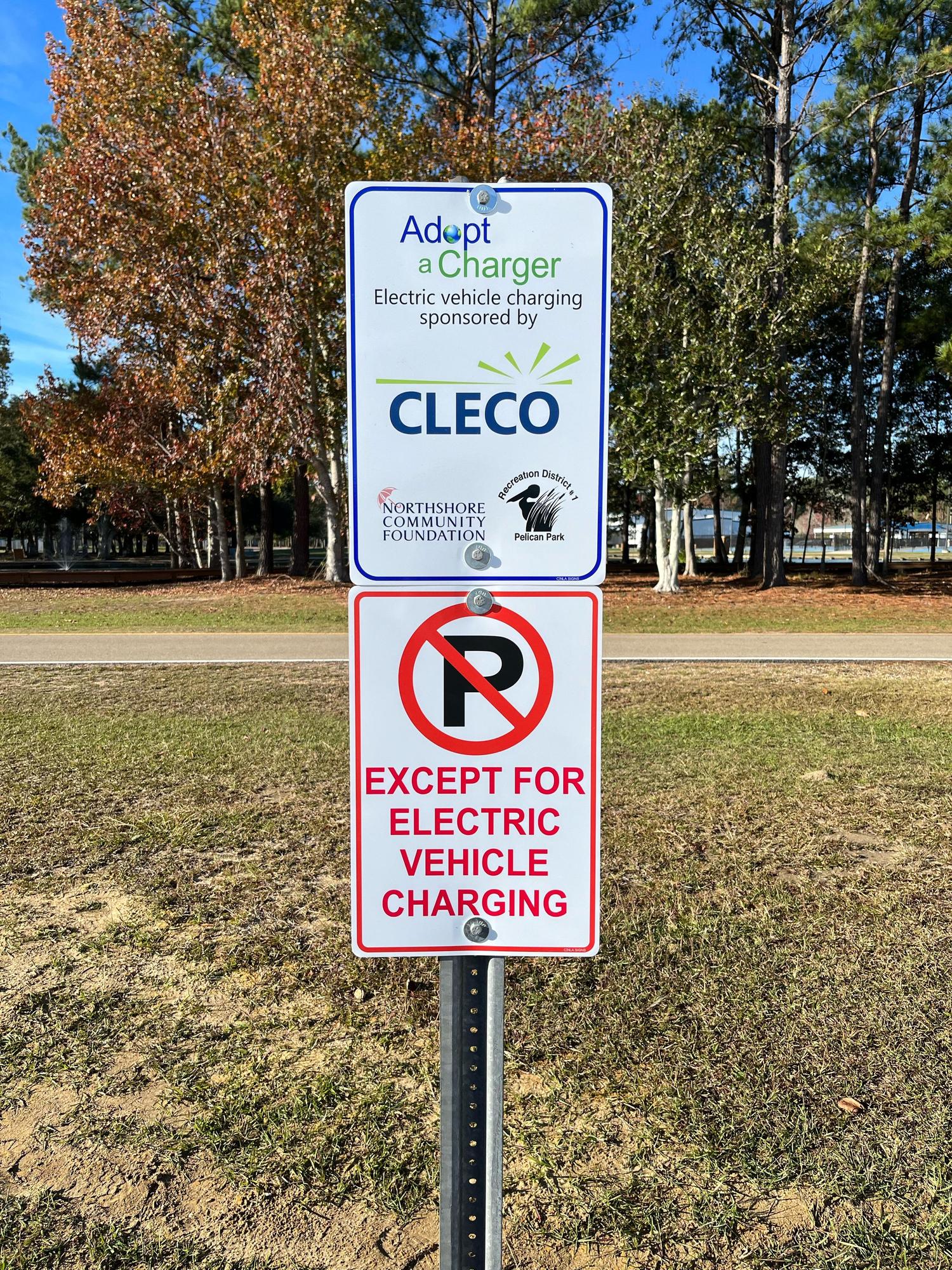 Pelican Park - Castine Center | Mandeville, LA | EV Station