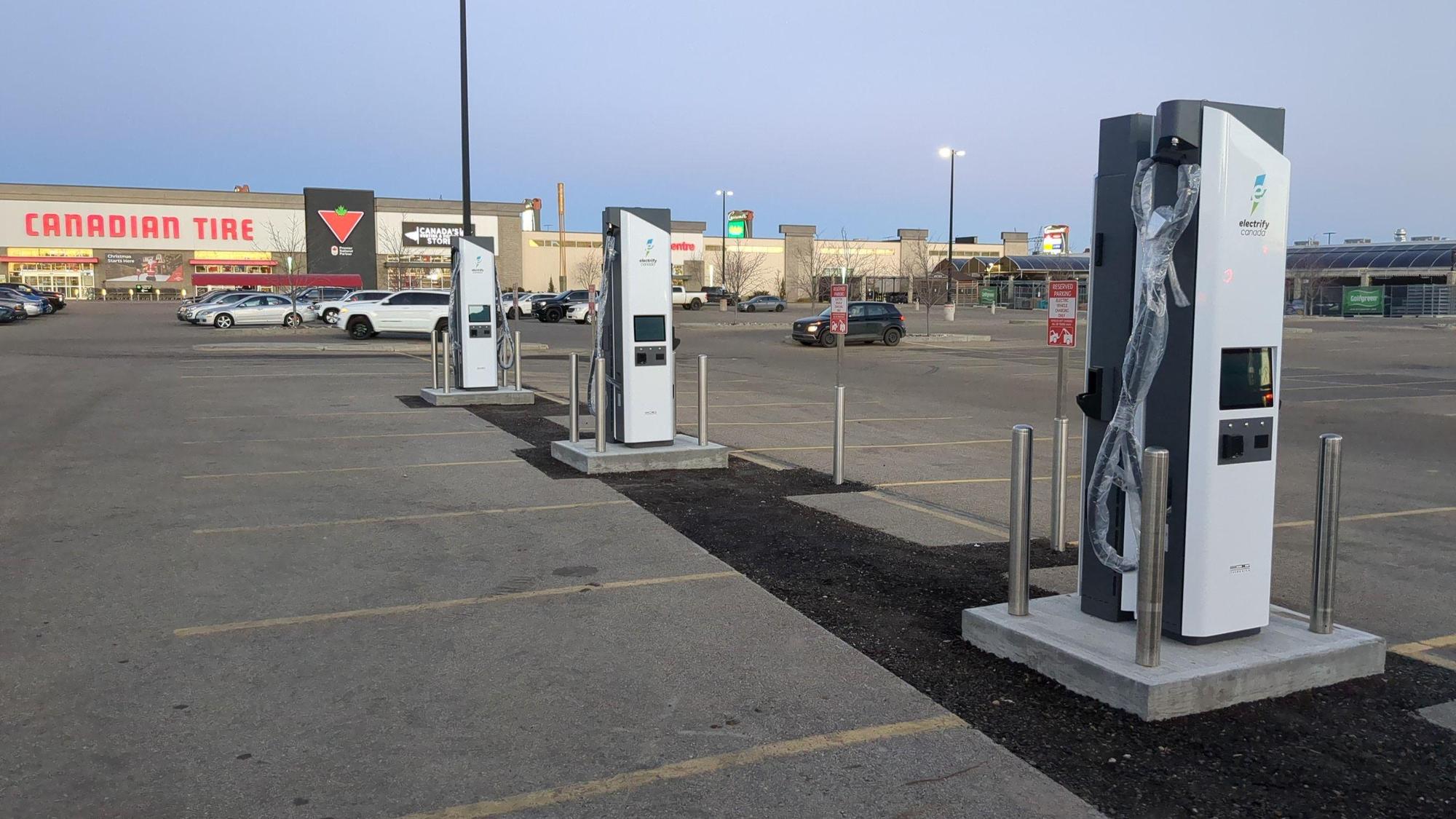 Canadian Tire | Edmonton, AB | EV Station