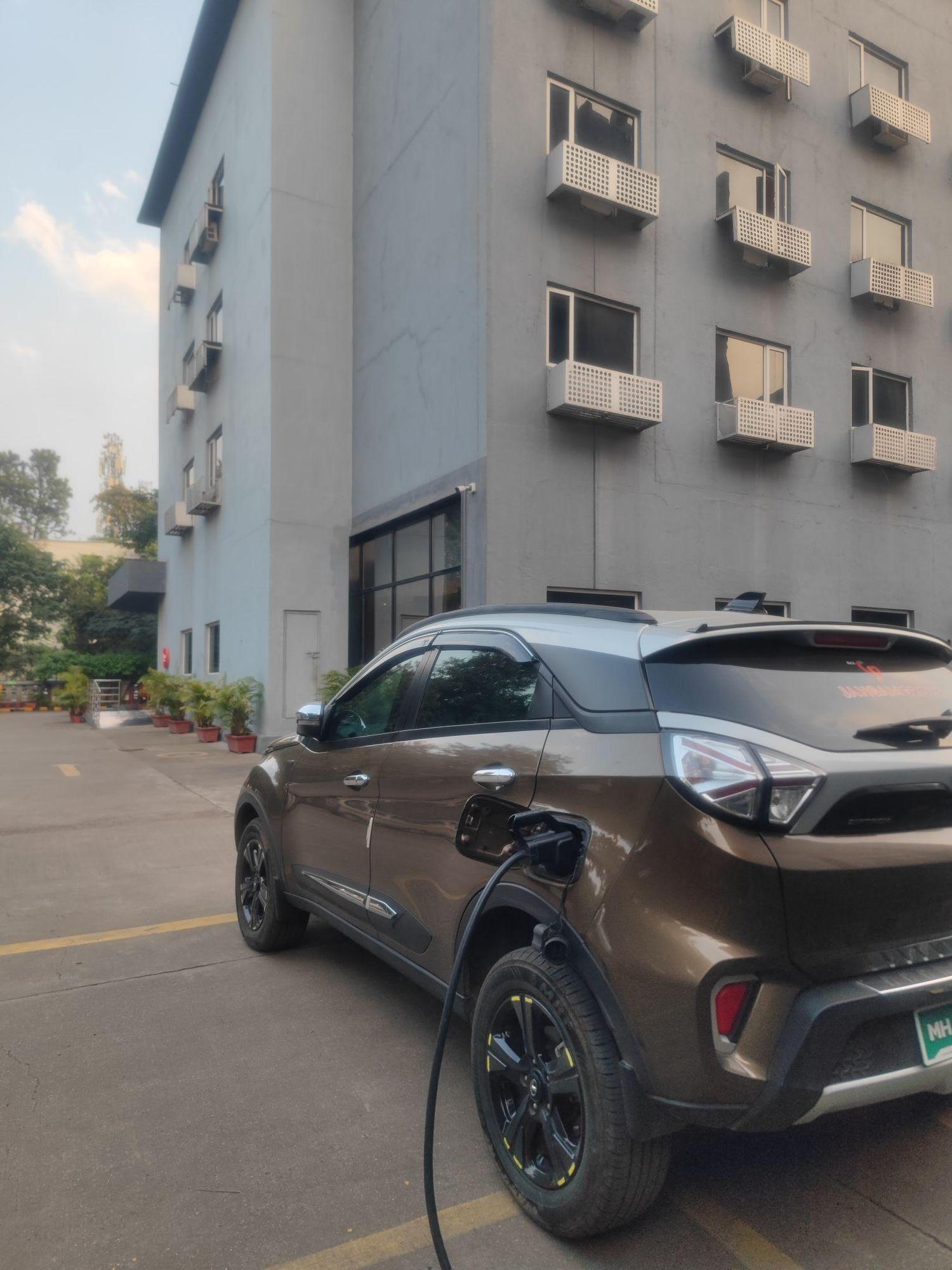 Ginger Nashik | Nashik, MH | EV Station