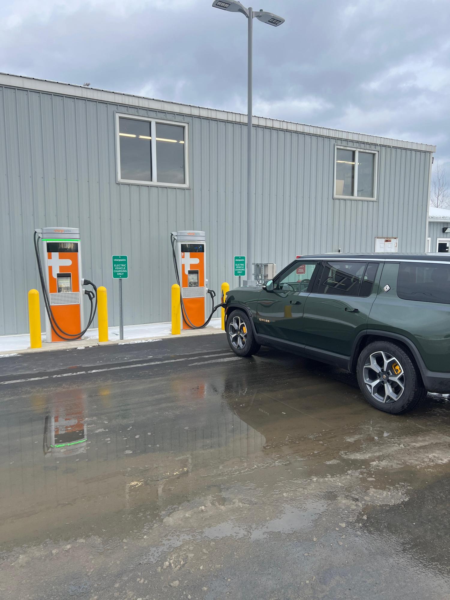 Trailside One Stop Jackman, ME (2) | Jackman, ME | EV Station