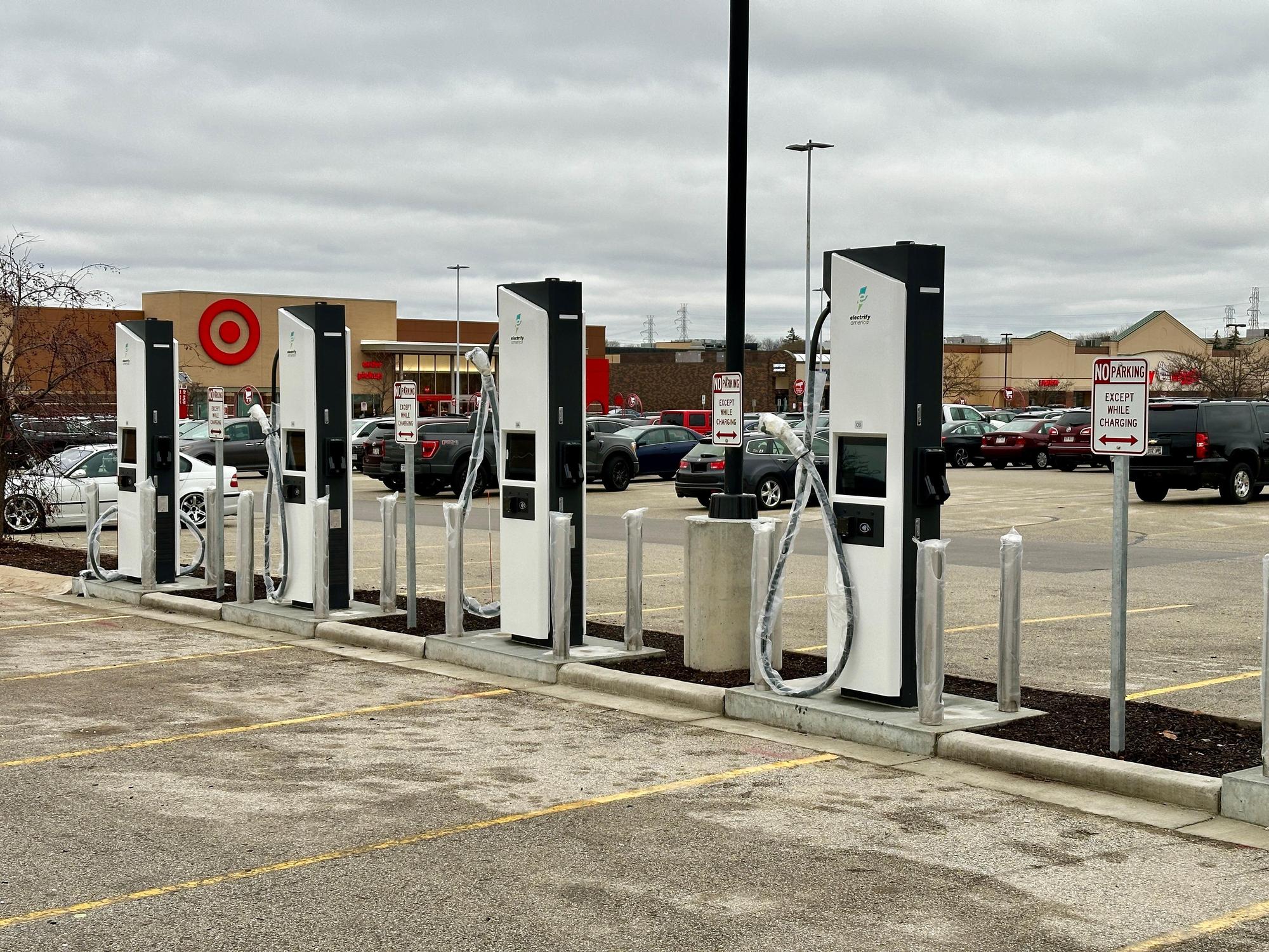 Target | West Allis, WI | EV Station