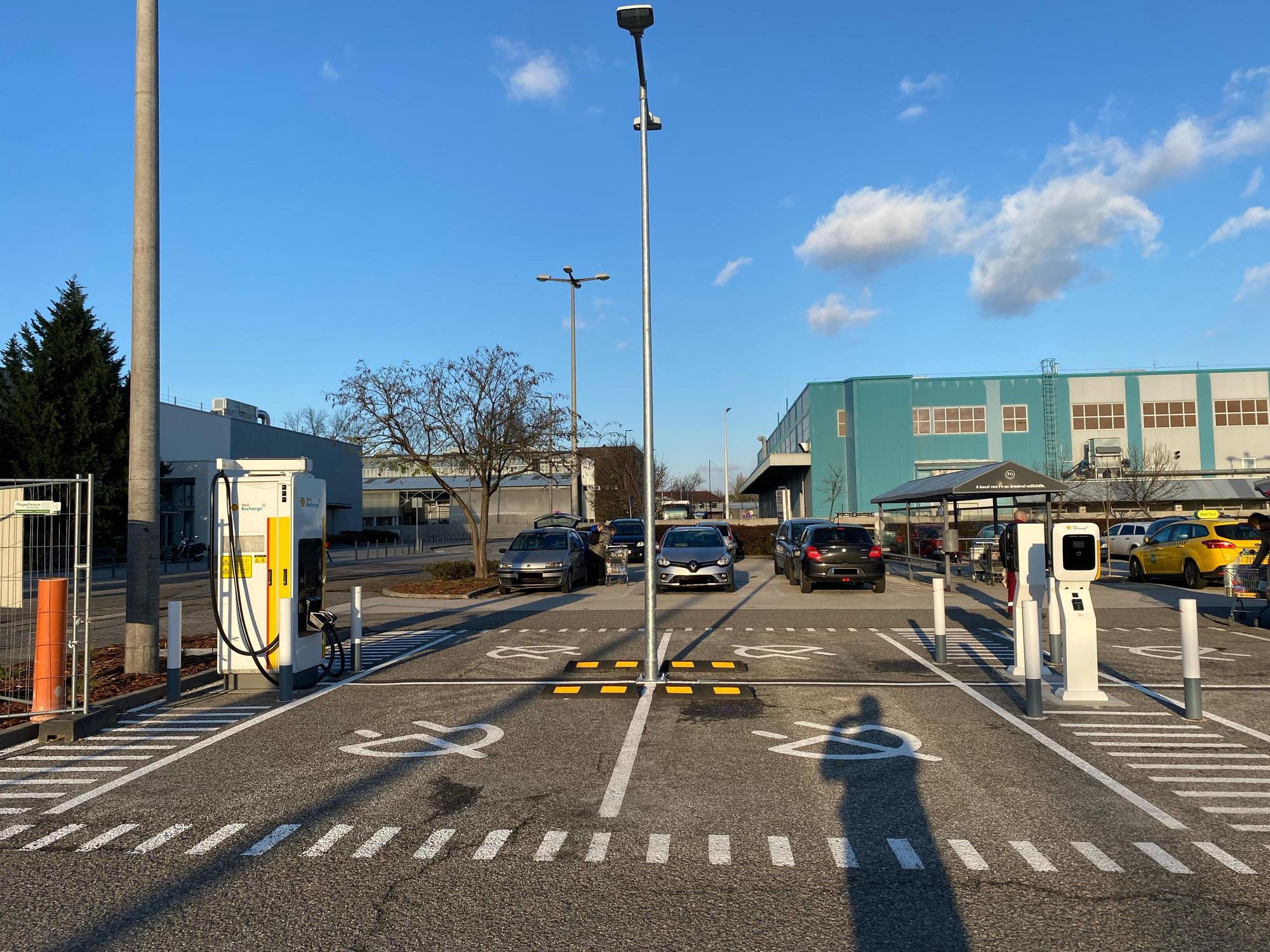 Shell Recharge - Tesco Csepel, II. Rákóczi Ferenc út | Budapest, II ...