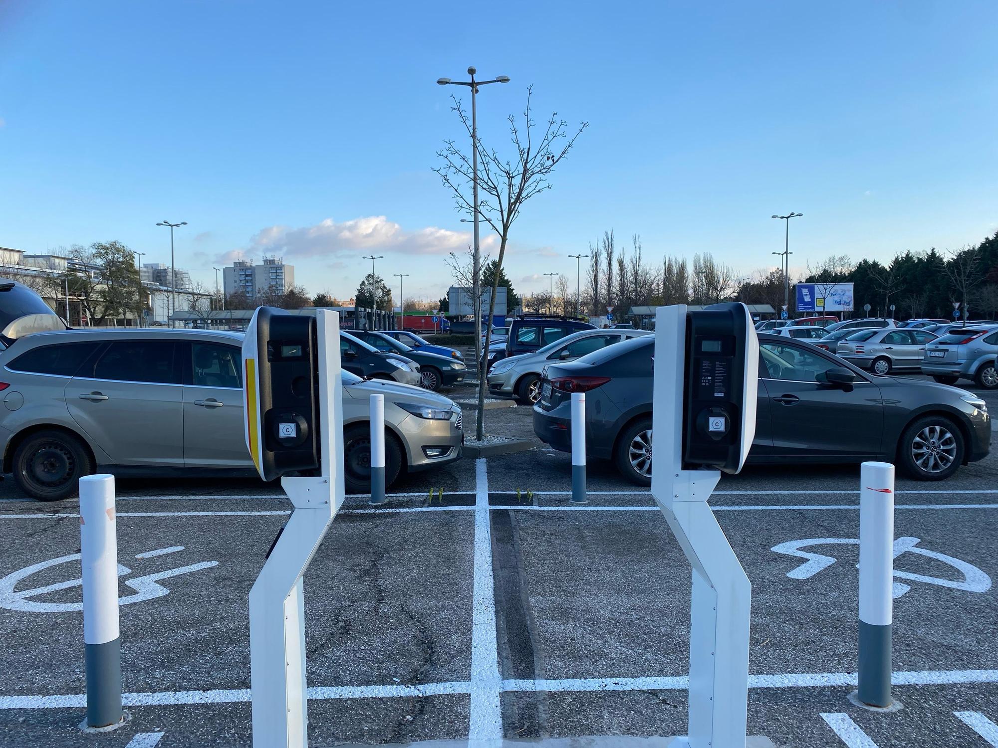 Shell Recharge - Tesco Csepel, II. Rákóczi Ferenc út | Budapest, II ...