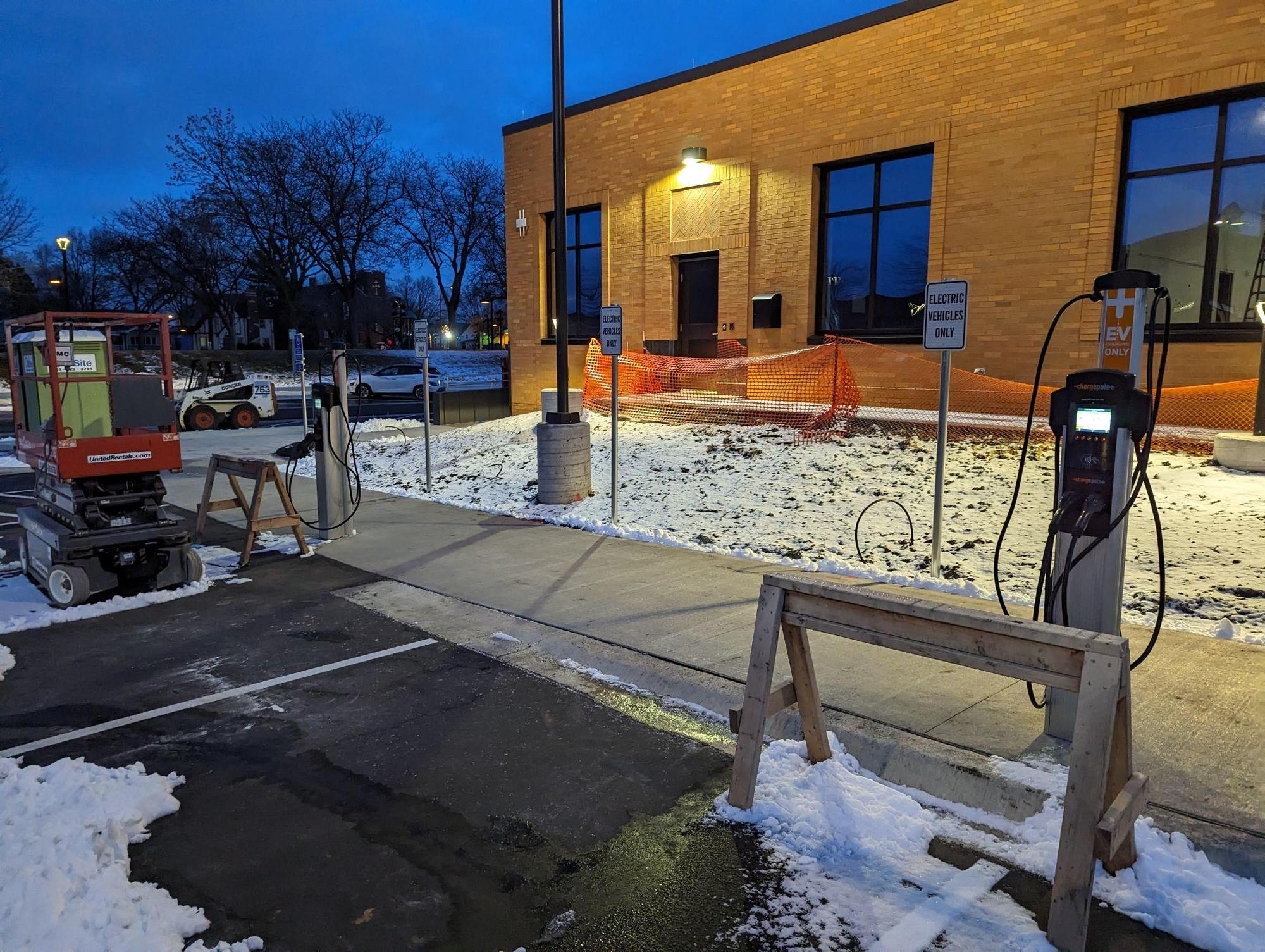 Kaposia Library | South St Paul, MN | EV Station