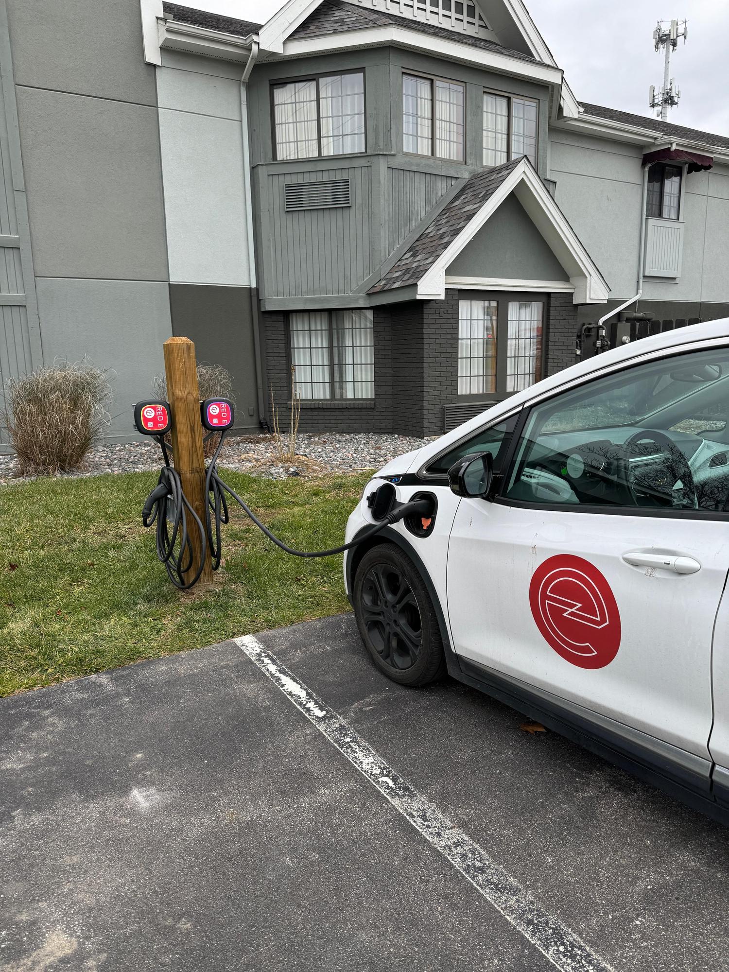 Best Western Plus of Birch Run/Frankenmuth | Birch Run, MI | EV Station