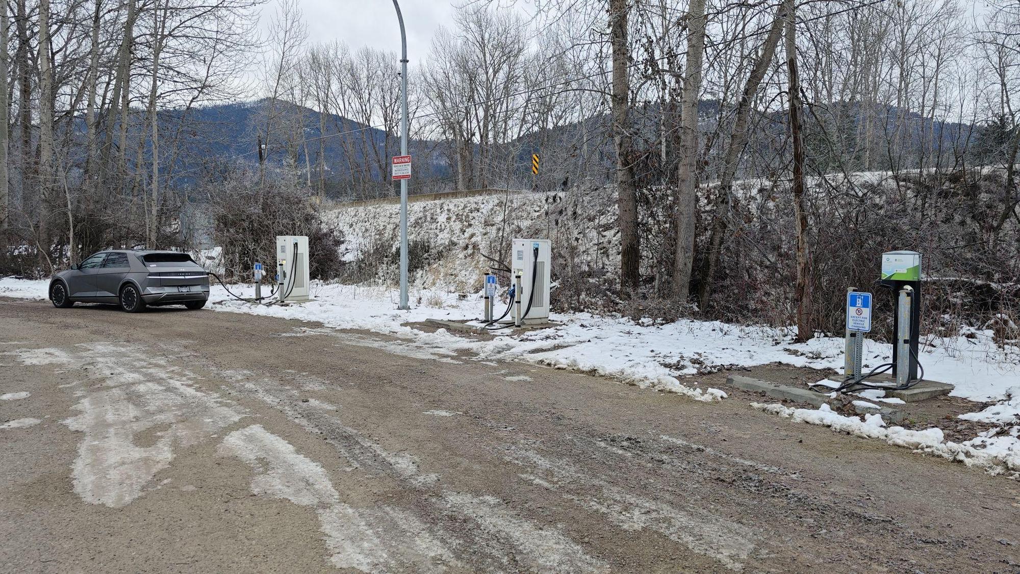 Little Fort Rest Area | Little Fort, BC | EV Station