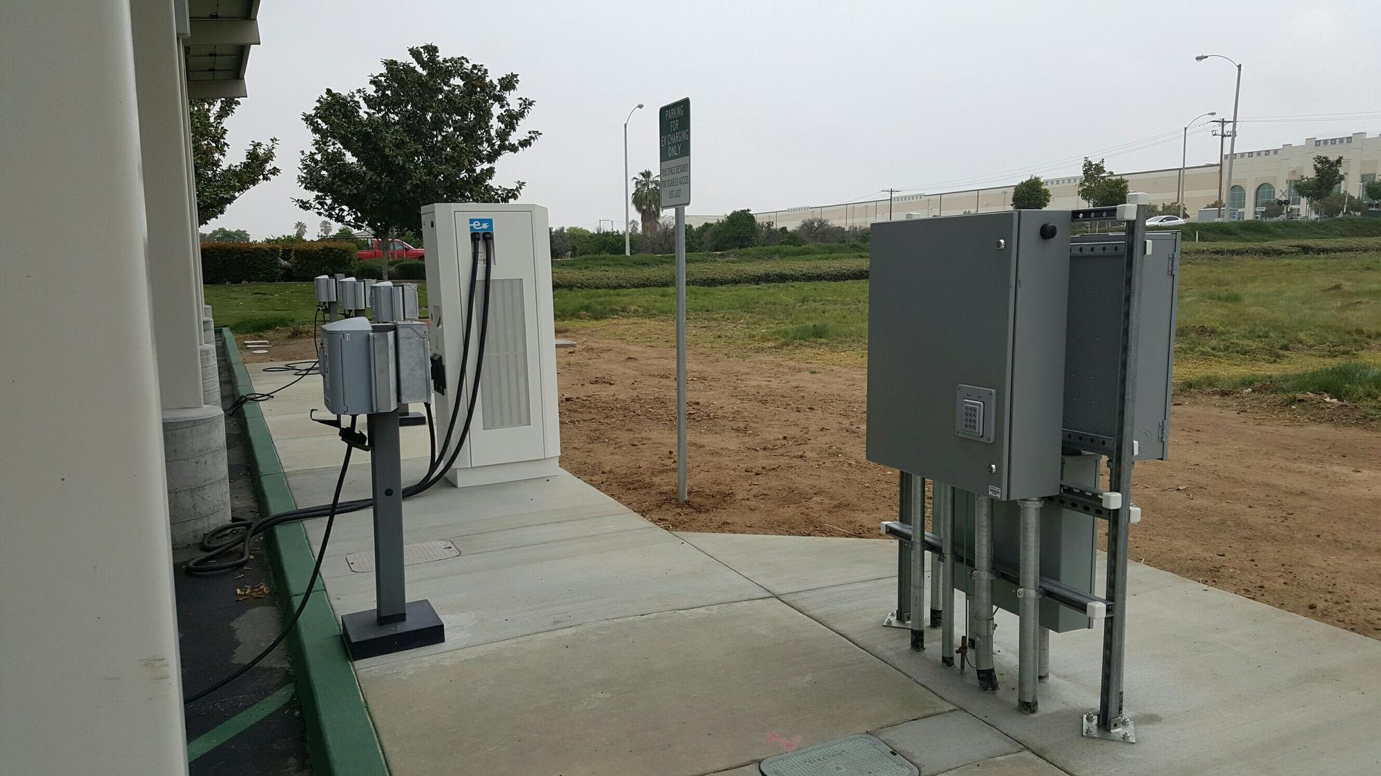 University of California Bourns Technology Center | Riverside, CA | EV ...