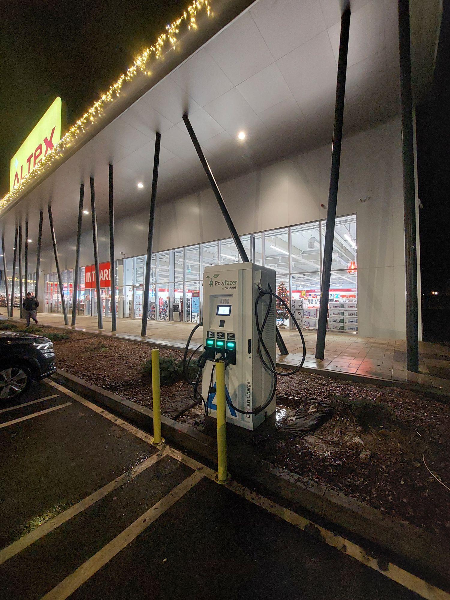 Altex Shopping Park 60 kWh | Baia Mare, MM | EV Station