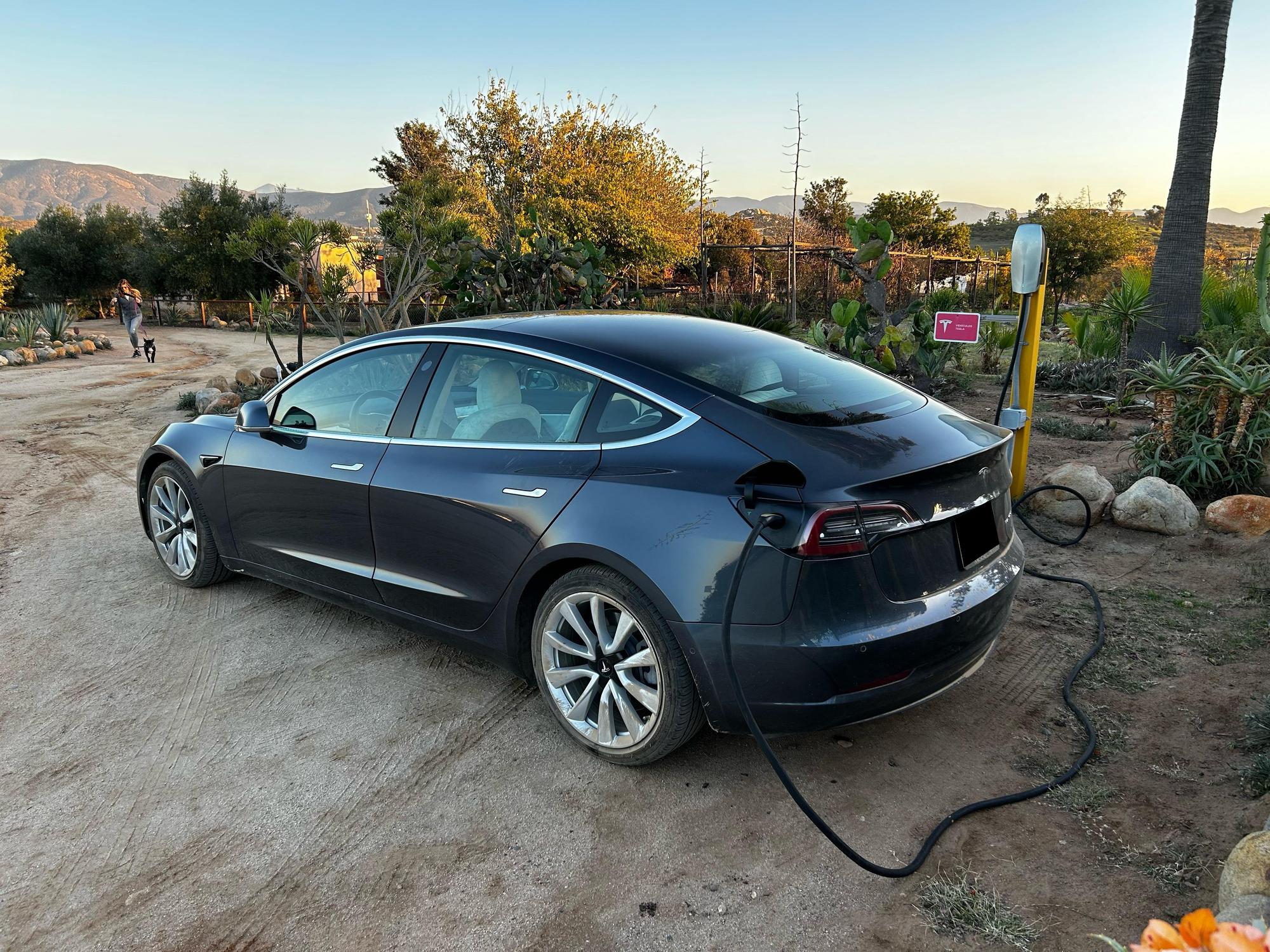 La Villa del Valle | Rancho San Marcos Toros Pintos S/N Km 88.300 ...