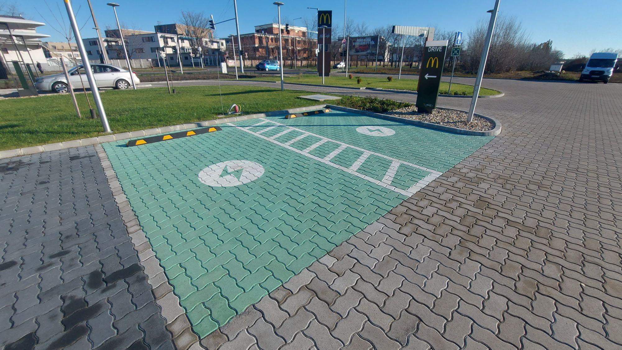 MVM Mobiliti - McDonald’s (Coming Soon) | Debrecen, Monostorpályi út ...